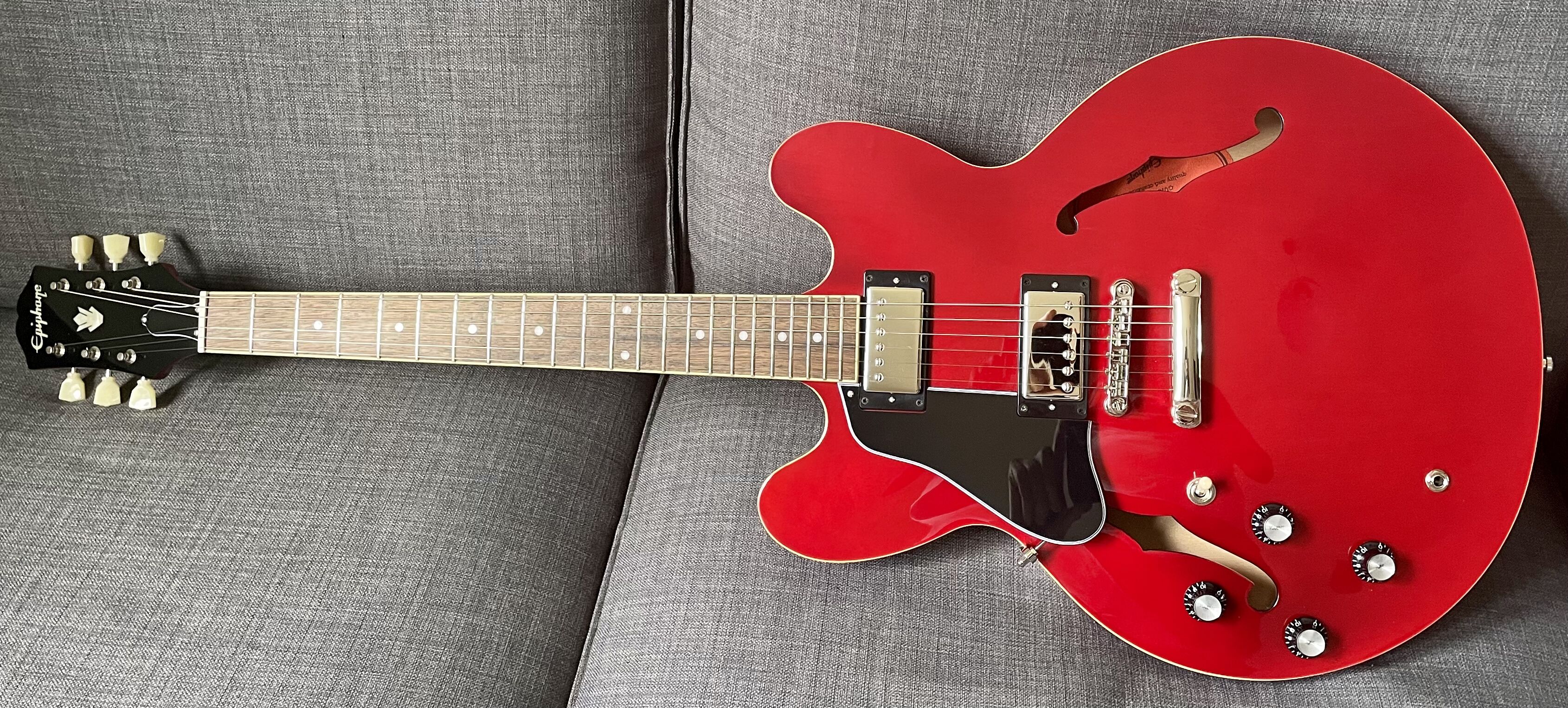 ES-335 Pro - Epiphone ES-335 Pro - Audiofanzine