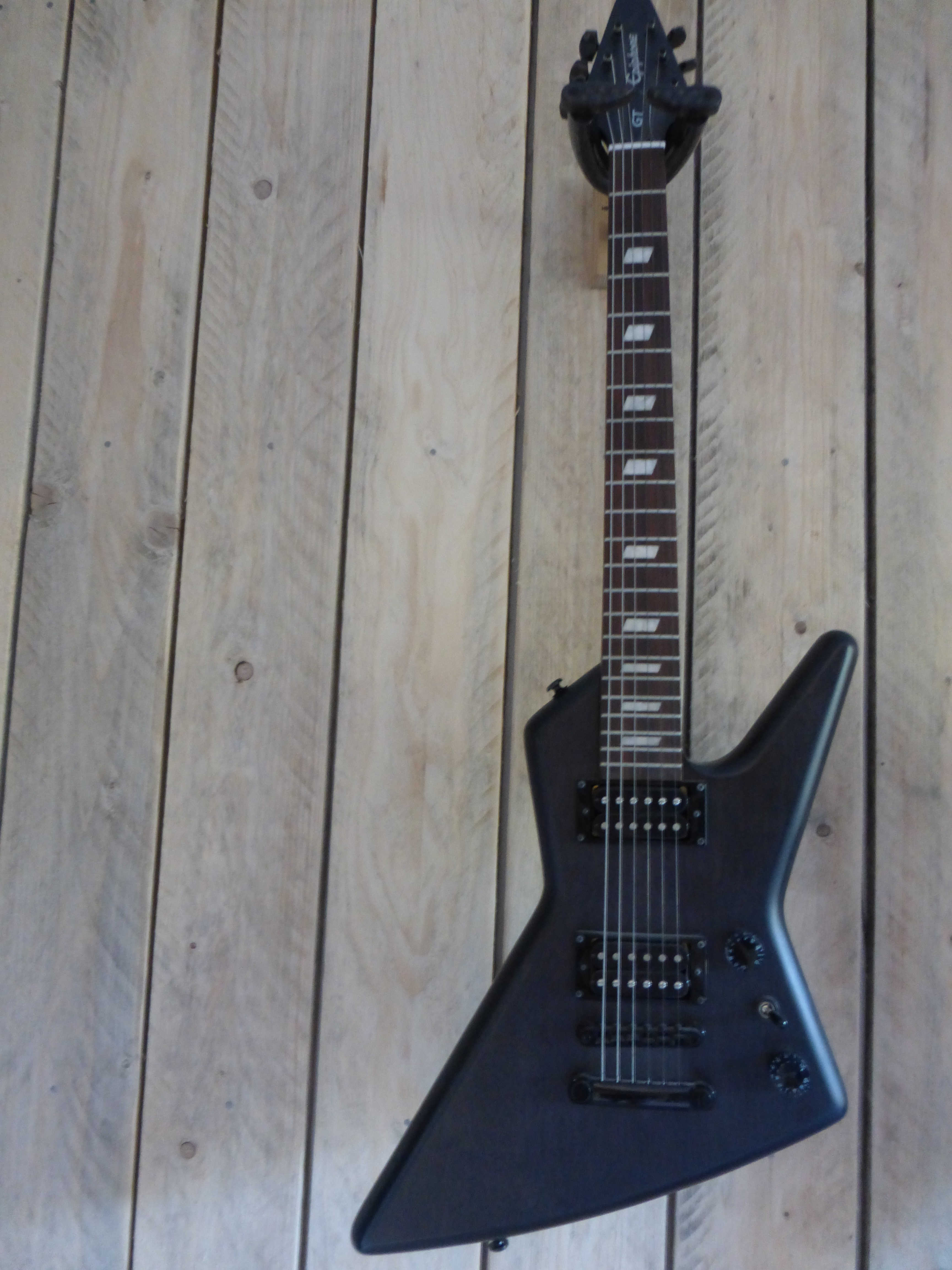 Explorer GT - Epiphone Explorer GT - Audiofanzine