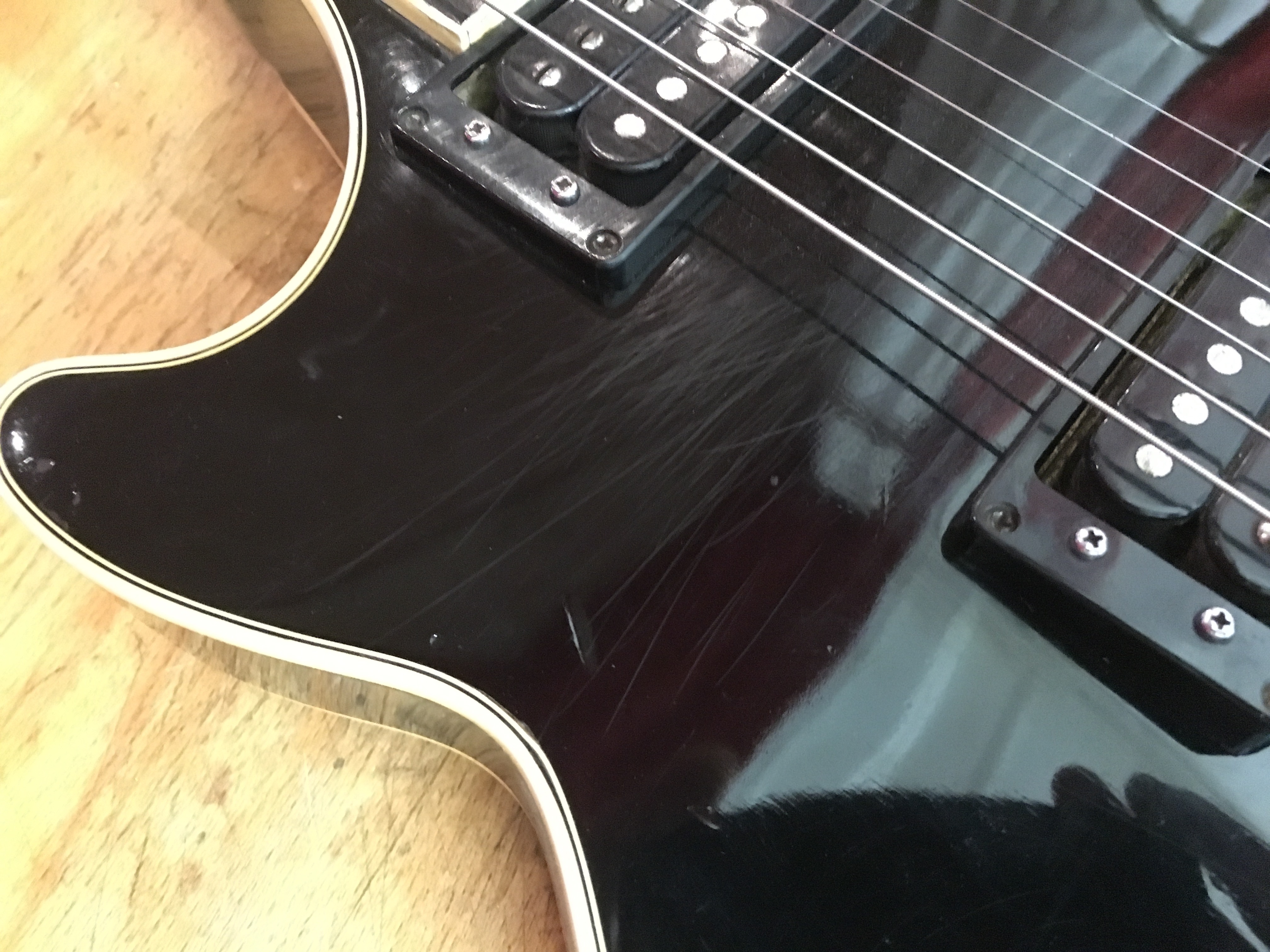 GENESIS DELUXE - Epiphone Genesis Deluxe - Audiofanzine