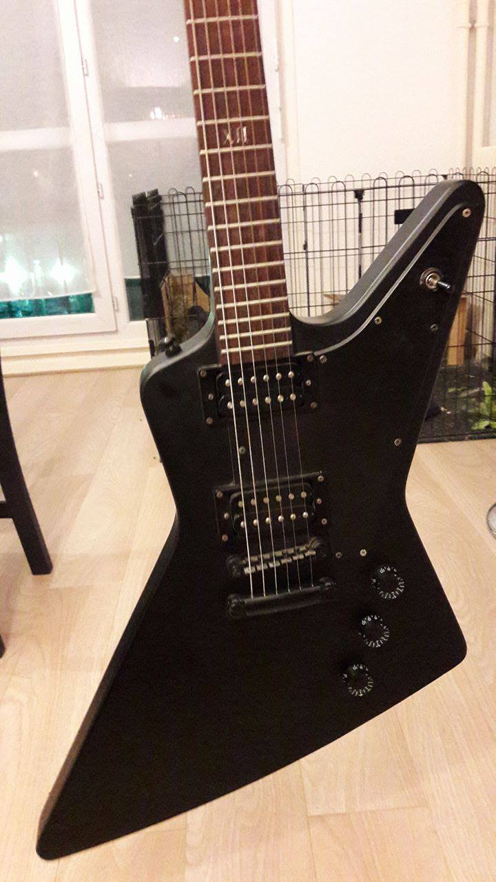 GOTH '58 EXPLORER - Epiphone Goth '58 Explorer - Audiofanzine