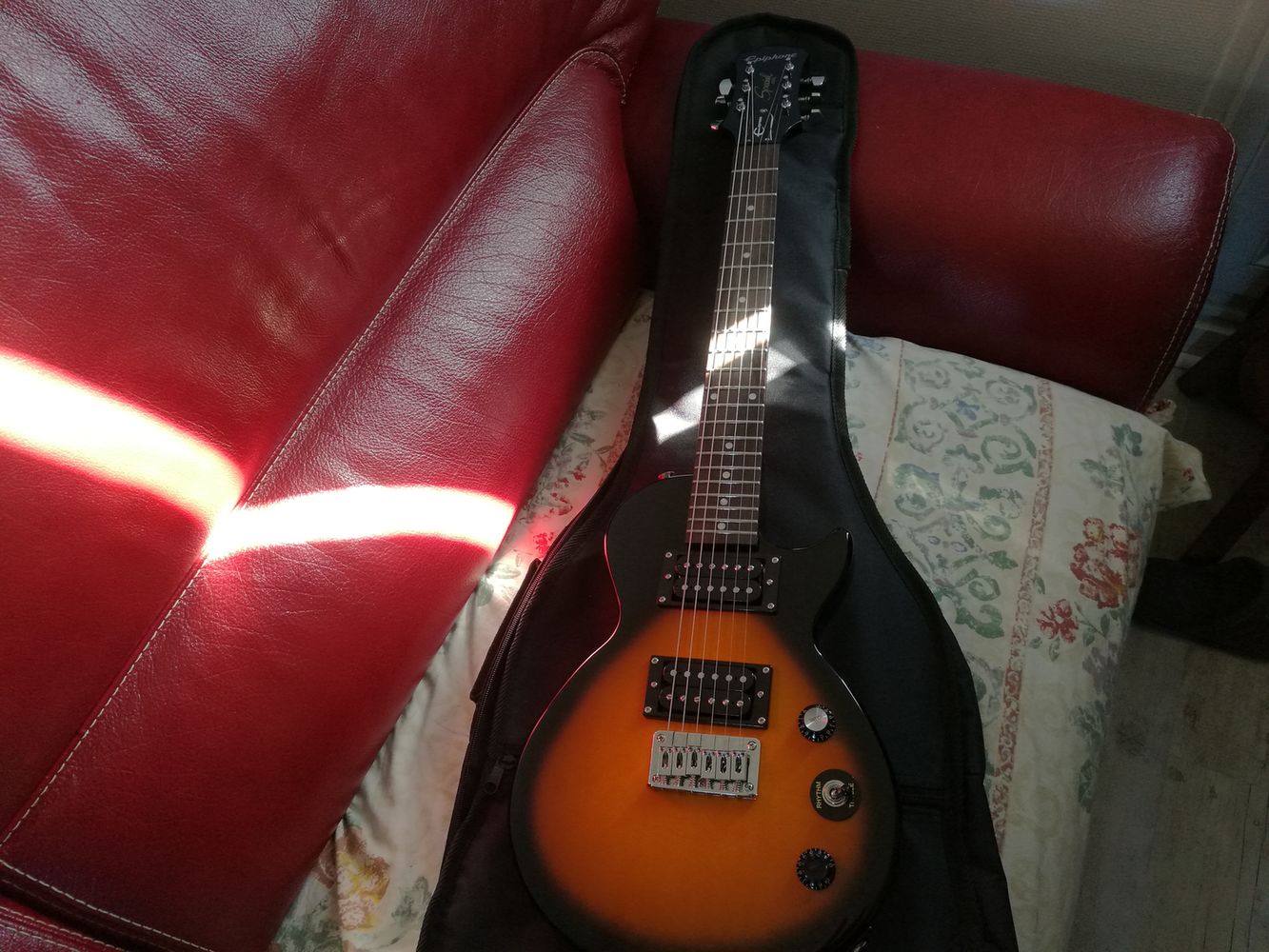 Les Paul Express - Epiphone Les Paul Express - Audiofanzine
