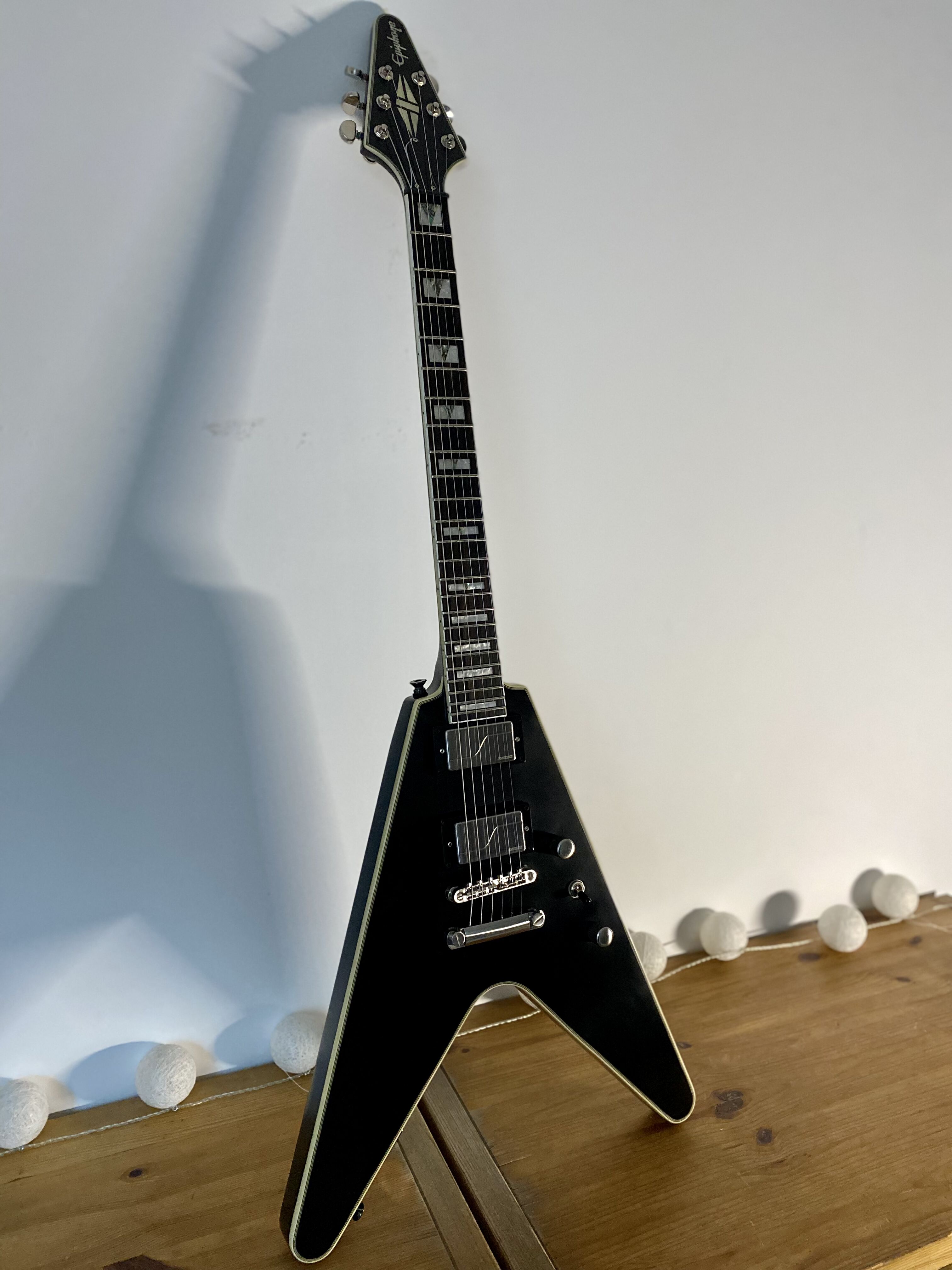 Modern Flying V Prophecy - Epiphone Modern Flying V Prophecy - Audiofanzine