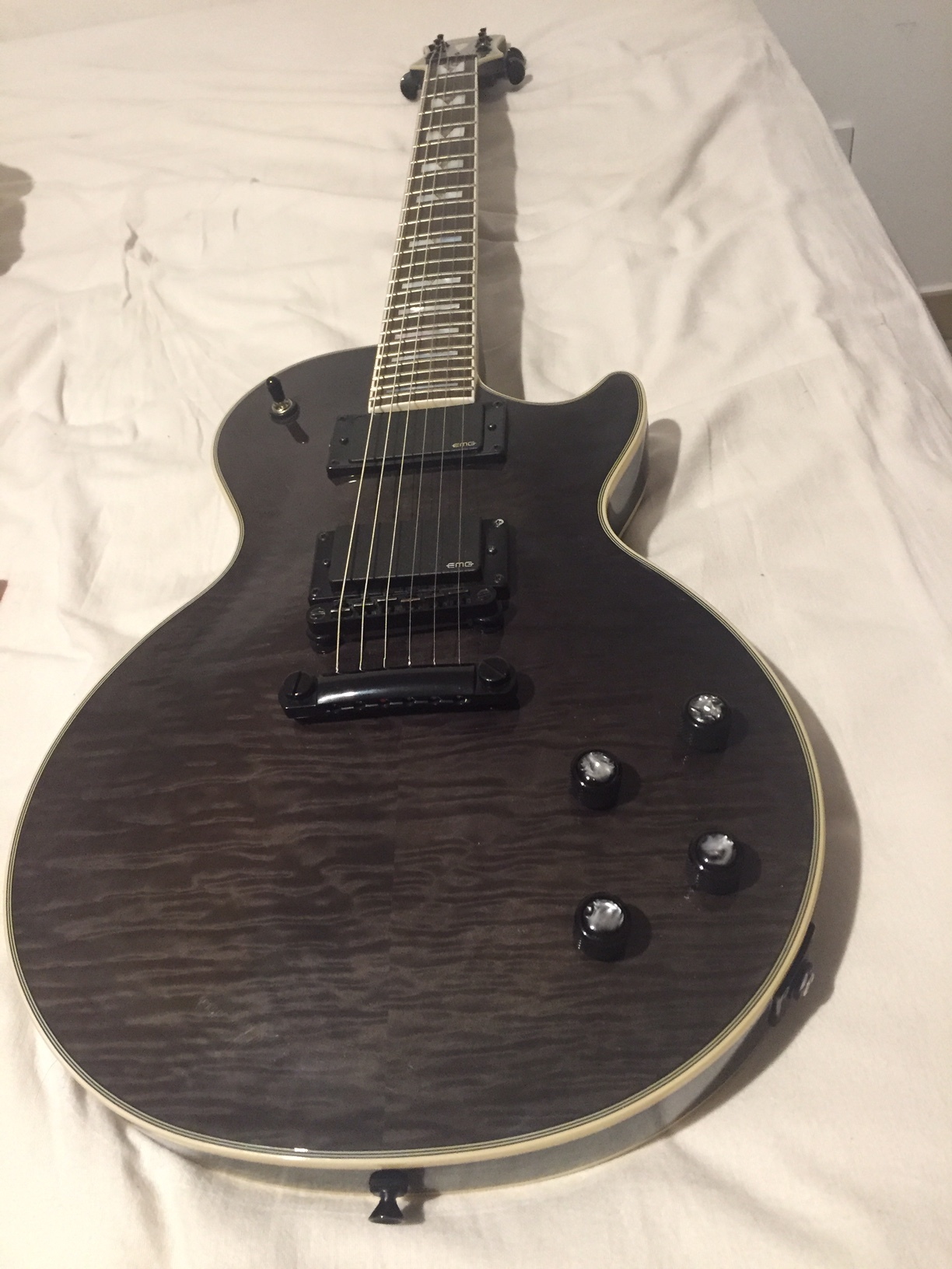 Prophecy Les Paul Custom Plus EX Epiphone - Audiofanzine
