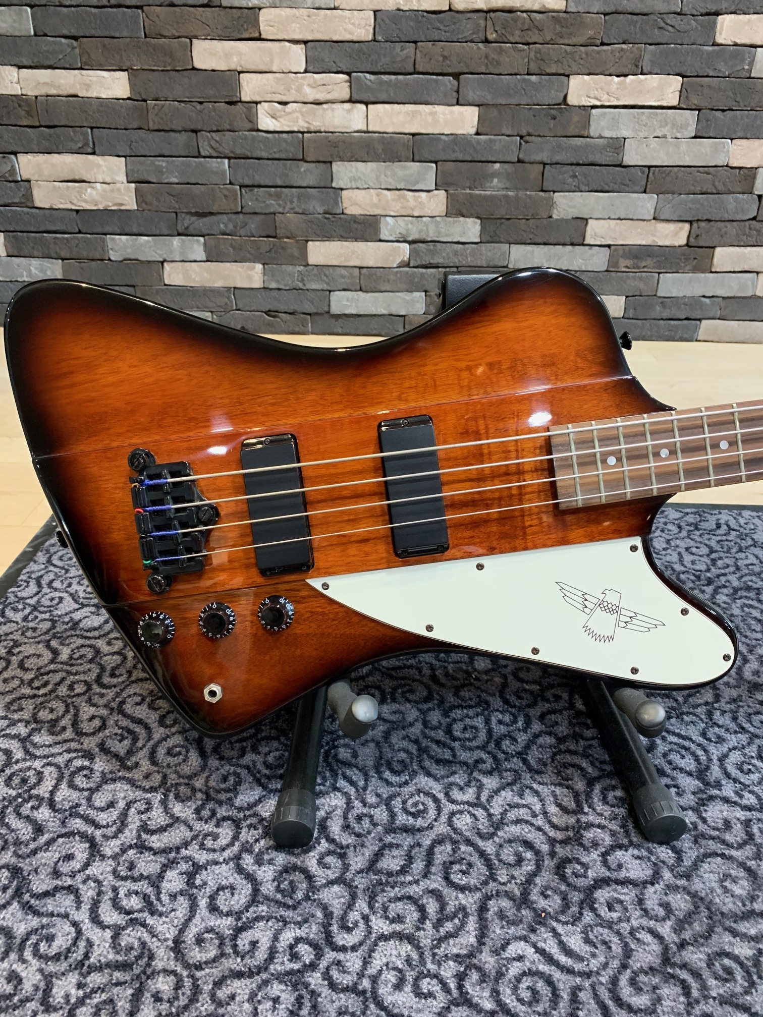 Thunderbird-IV - Epiphone Thunderbird-IV - Audiofanzine