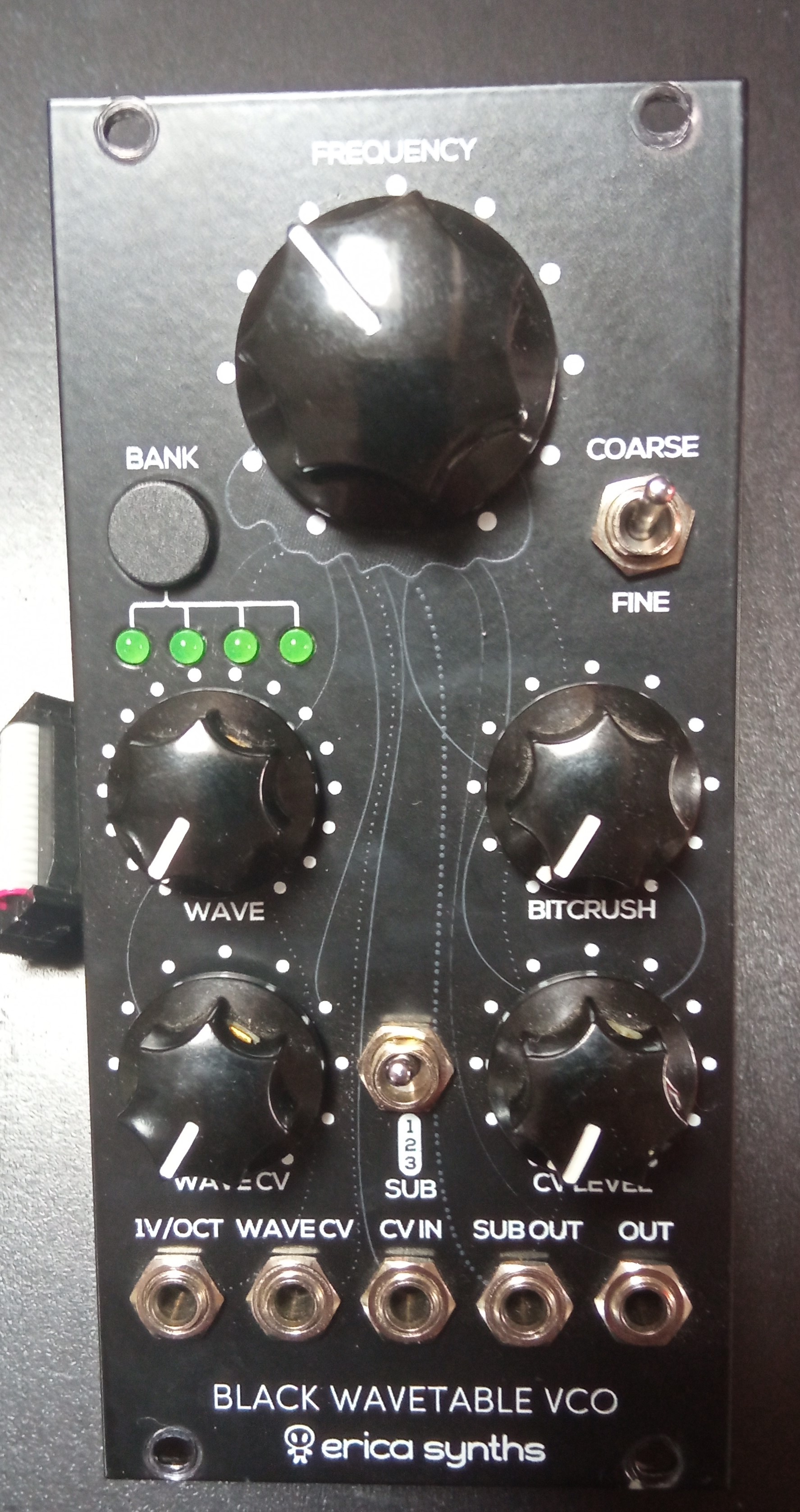 Black Wavetable VCO - Erica Synths Black Wavetable VCO - Audiofanzine