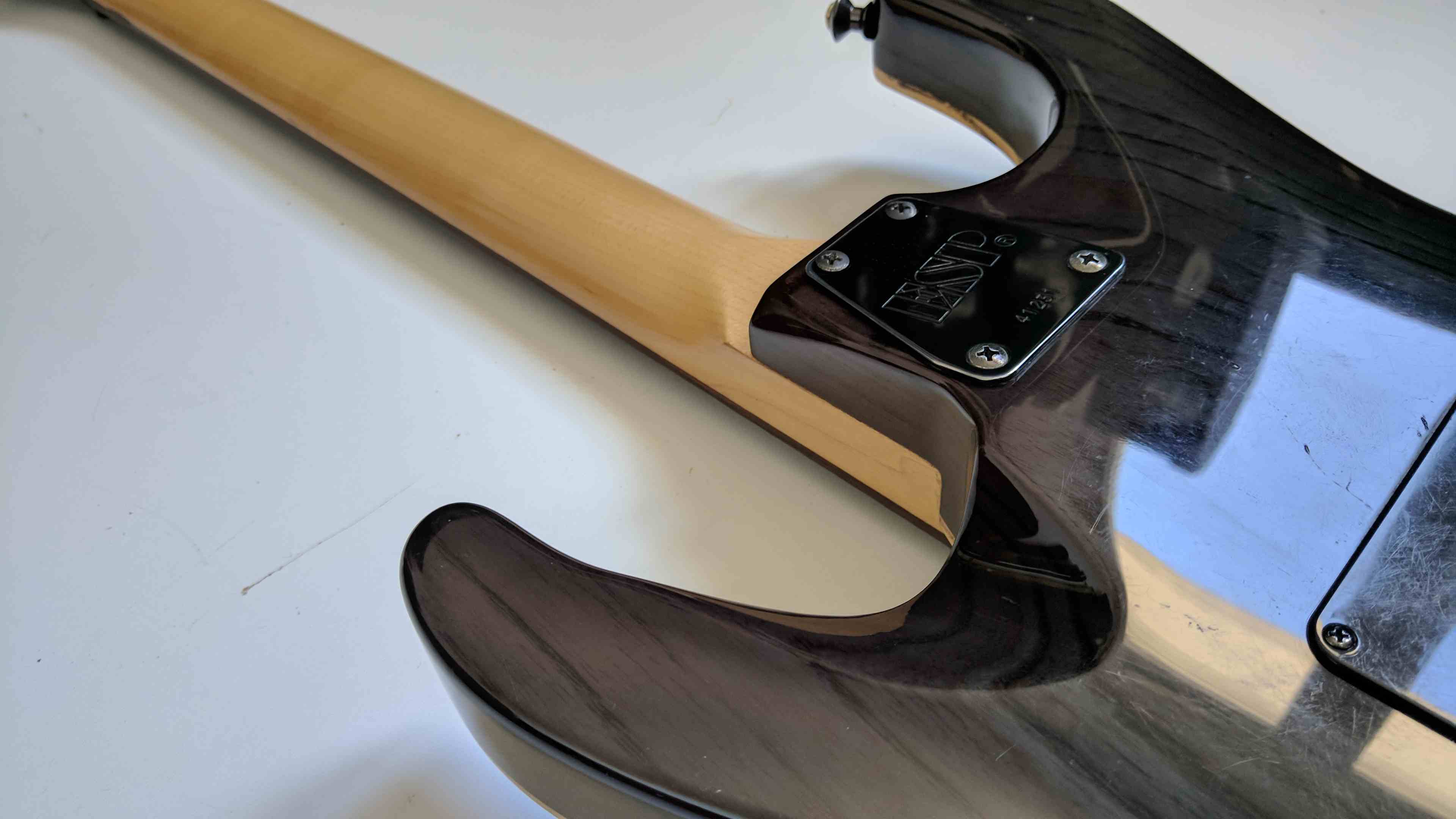 HORIZON CUSTOM DELUXE - ESP Horizon Custom Deluxe - Audiofanzine