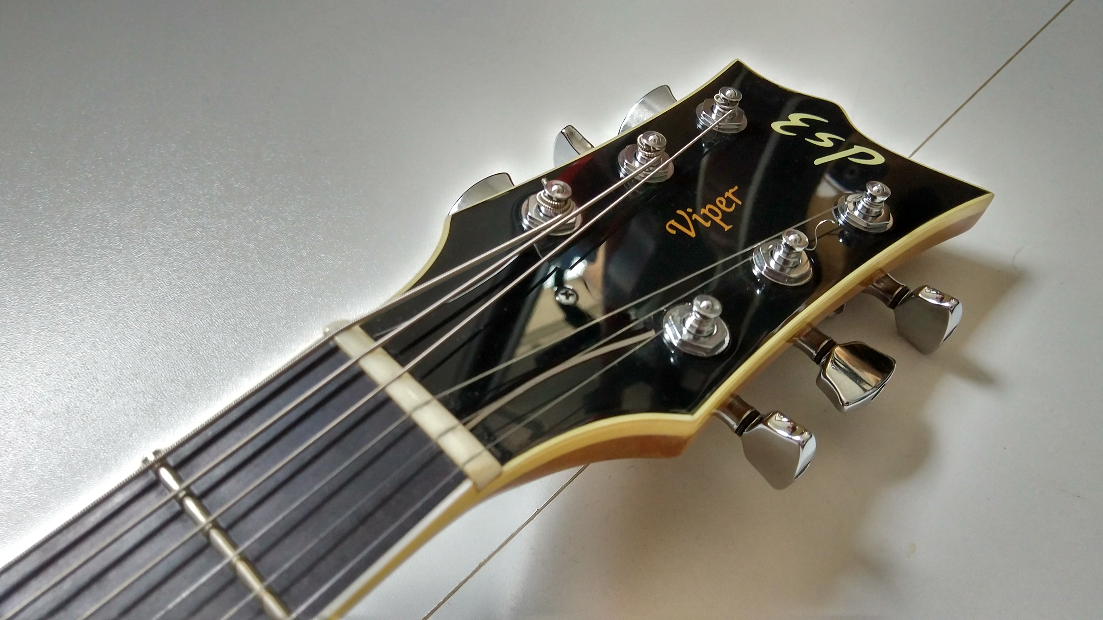 ESP Viper - Black image (#1867209) - Audiofanzine