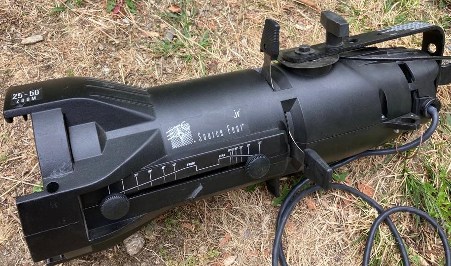 Source Four Junior Zoom - ETC Source Four Junior Zoom - Audiofanzine