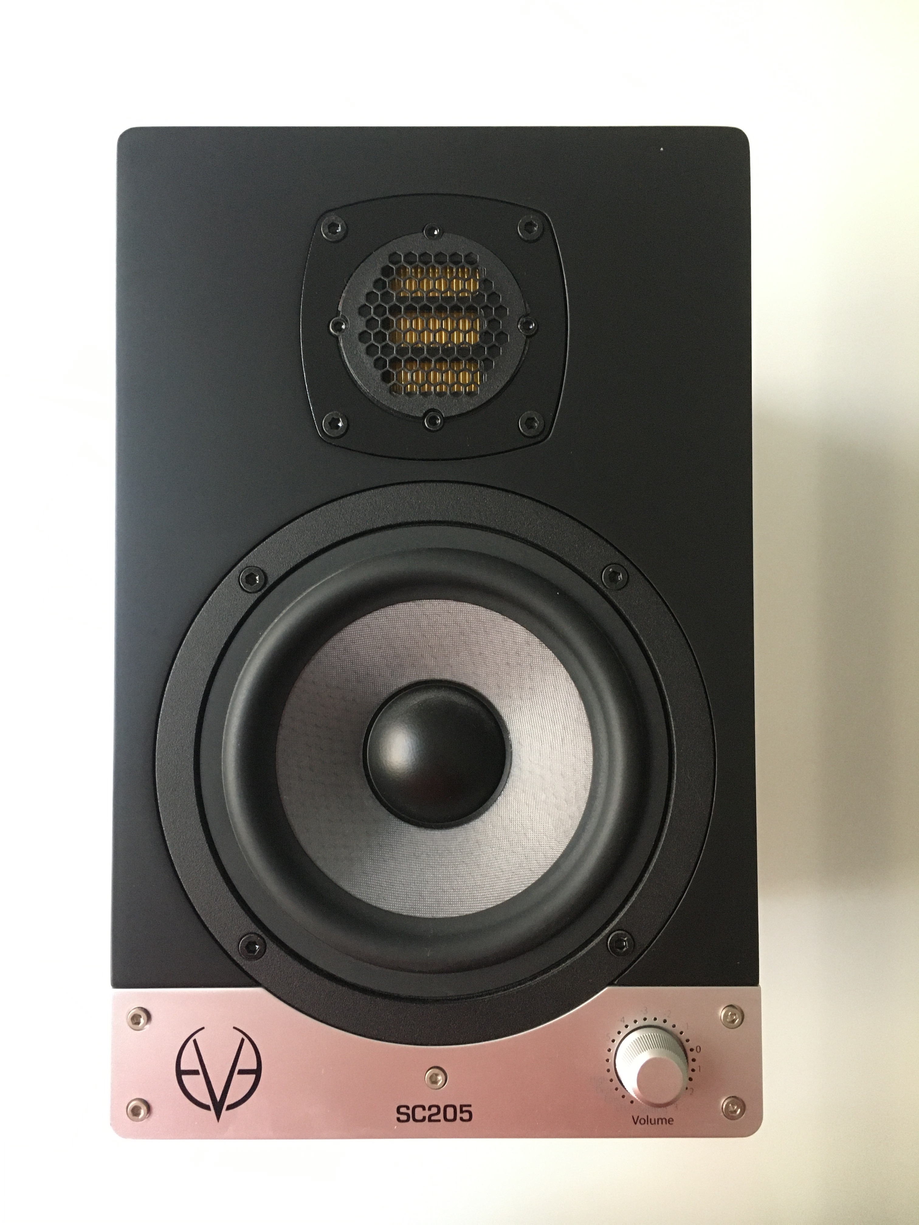 SC205 - Eve Audio SC205 - Audiofanzine