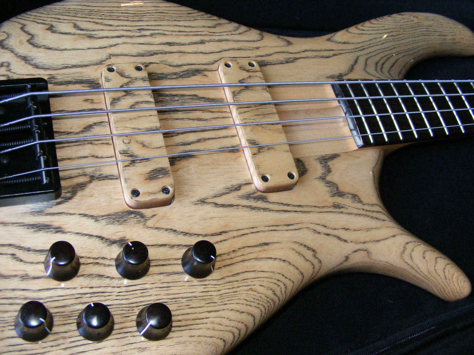 Photo F Bass Bn5 F Bass Bn 4 798318 Audiofanzine