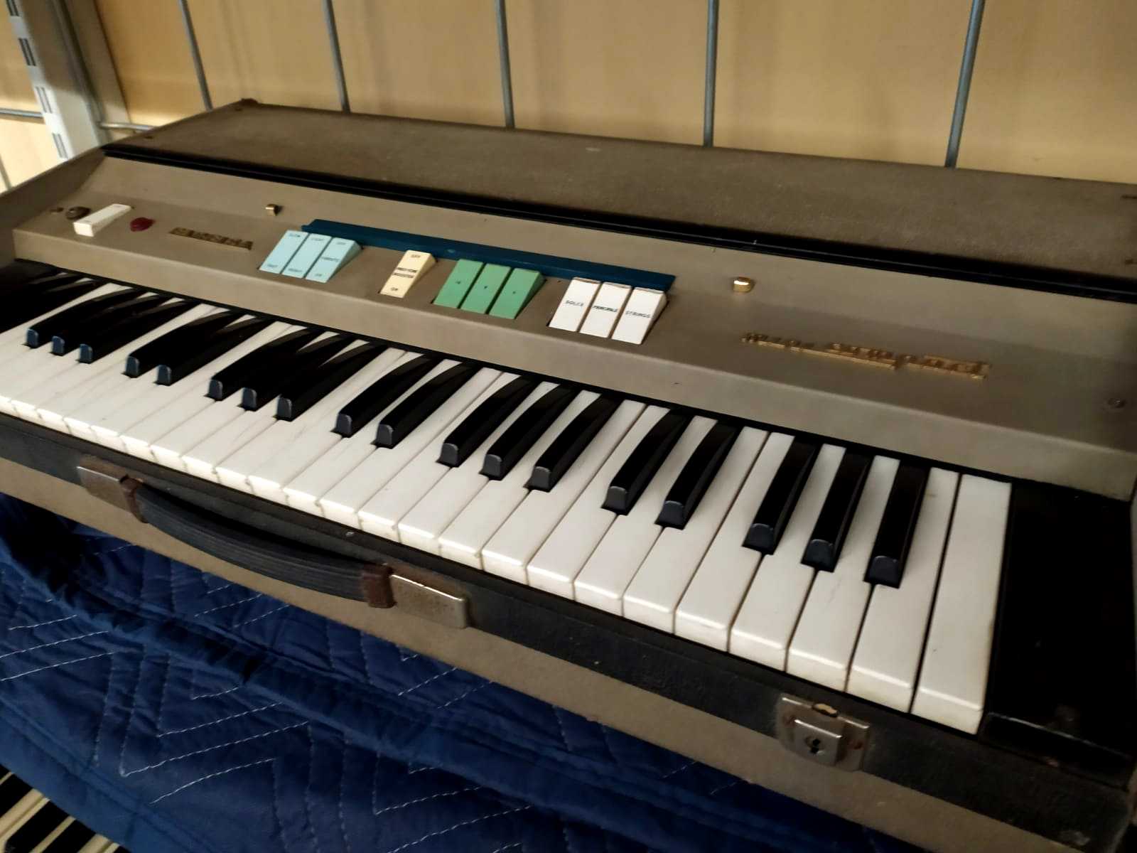 Combo Compact - Farfisa Combo Compact - Audiofanzine