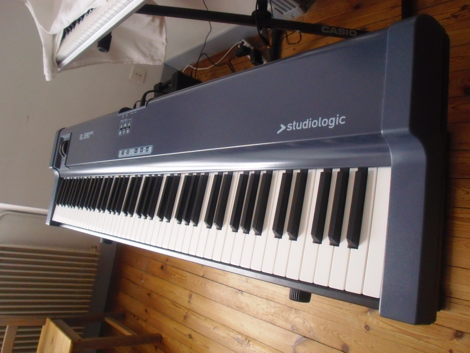 Photo Fatar / Studiologic SL-990 Pro : Fatar / Studiologic SL-990 Pro ...