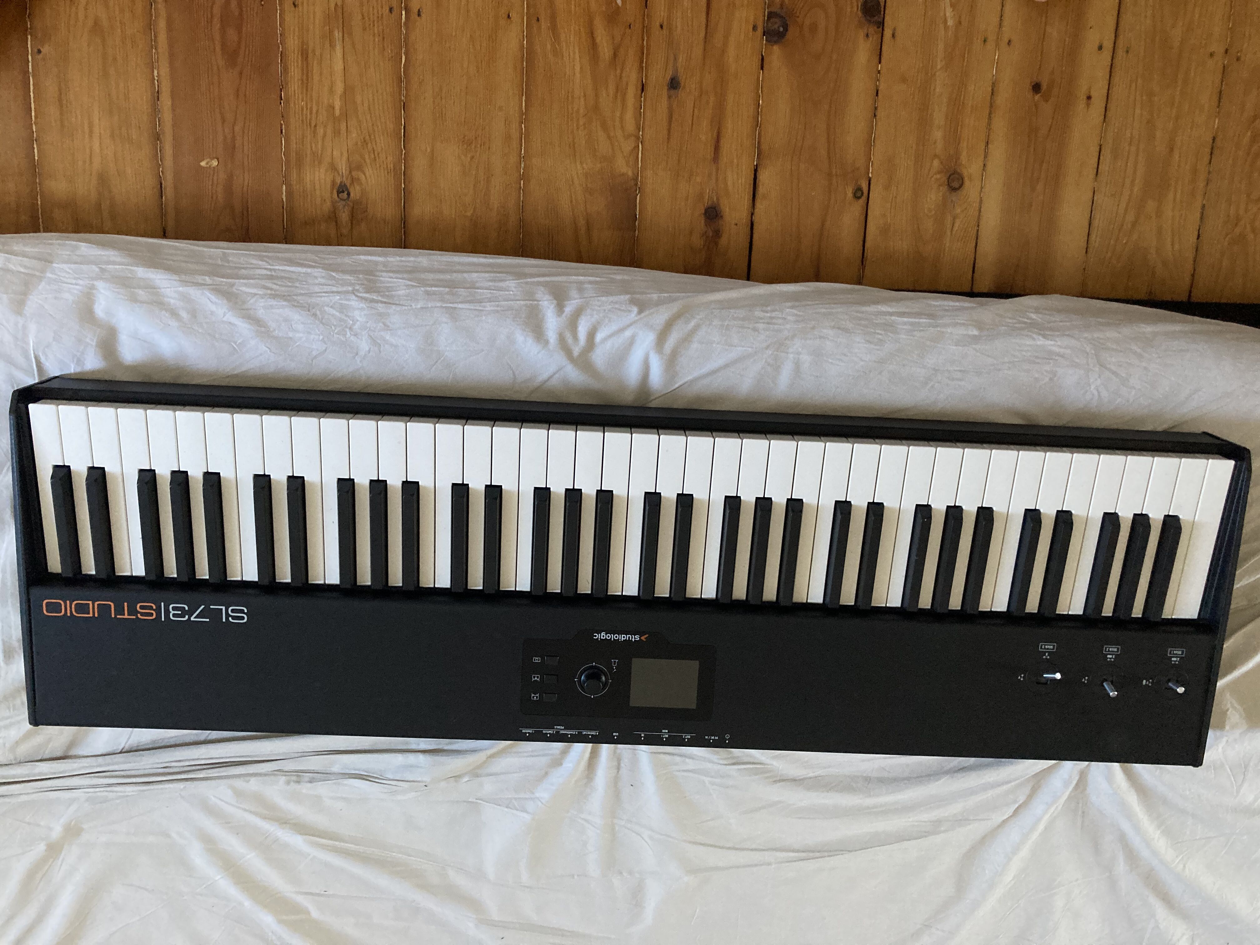 SL73 Studio - Fatar / Studiologic SL73 Studio - Audiofanzine