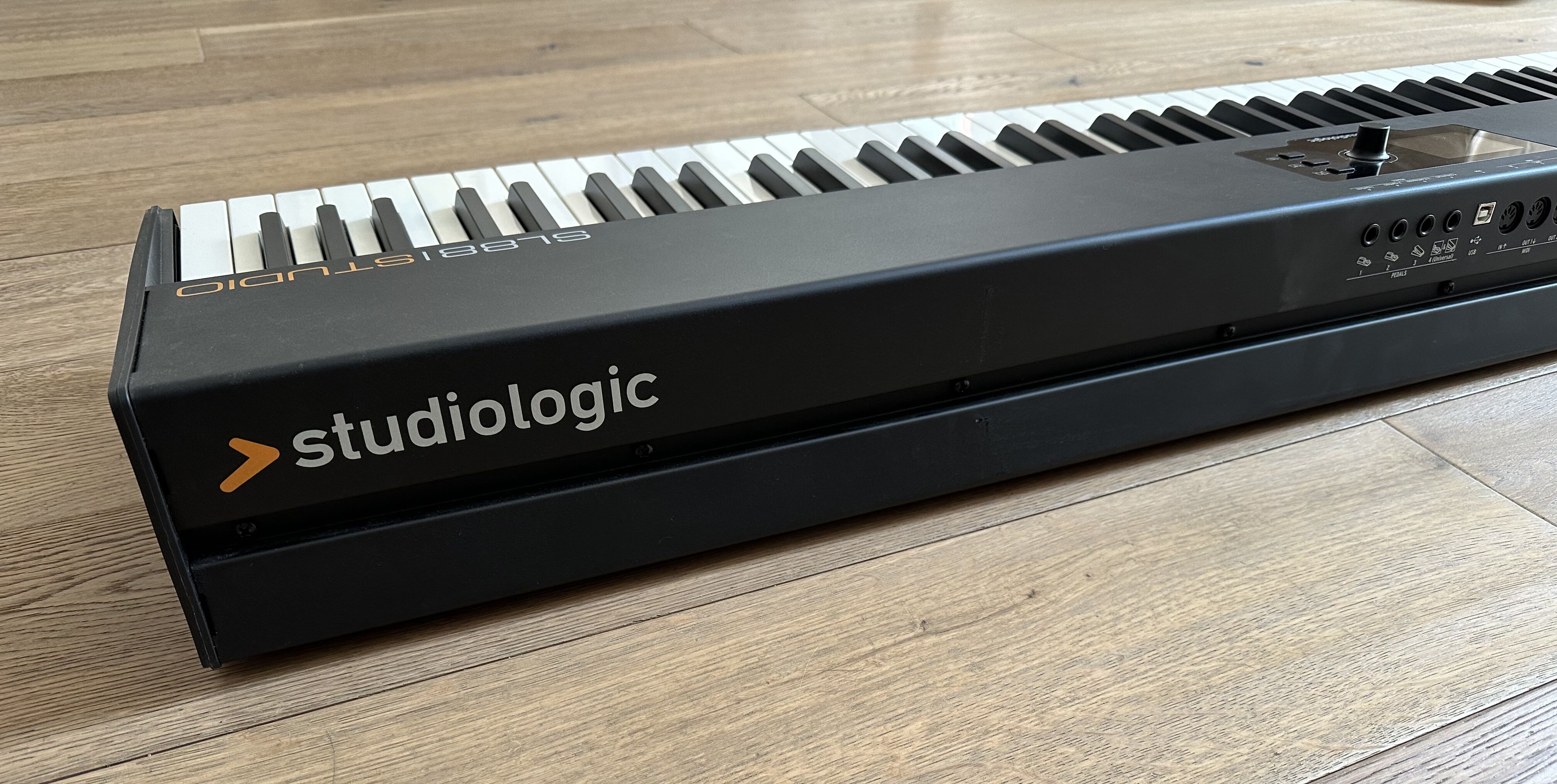 SL88 Studio - Fatar / Studiologic SL88 Studio - Audiofanzine