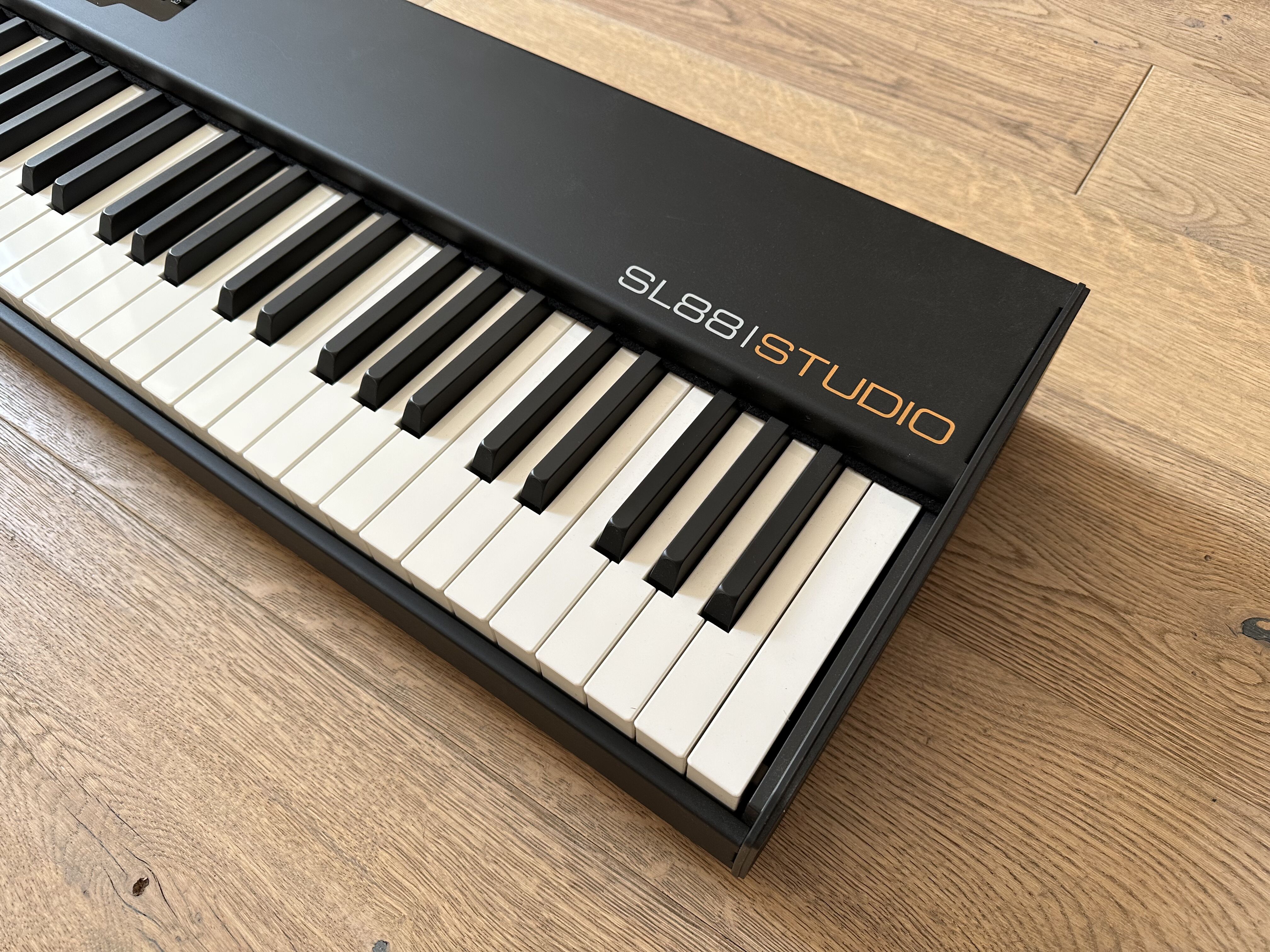 SL88 Studio - Fatar / Studiologic SL88 Studio - Audiofanzine