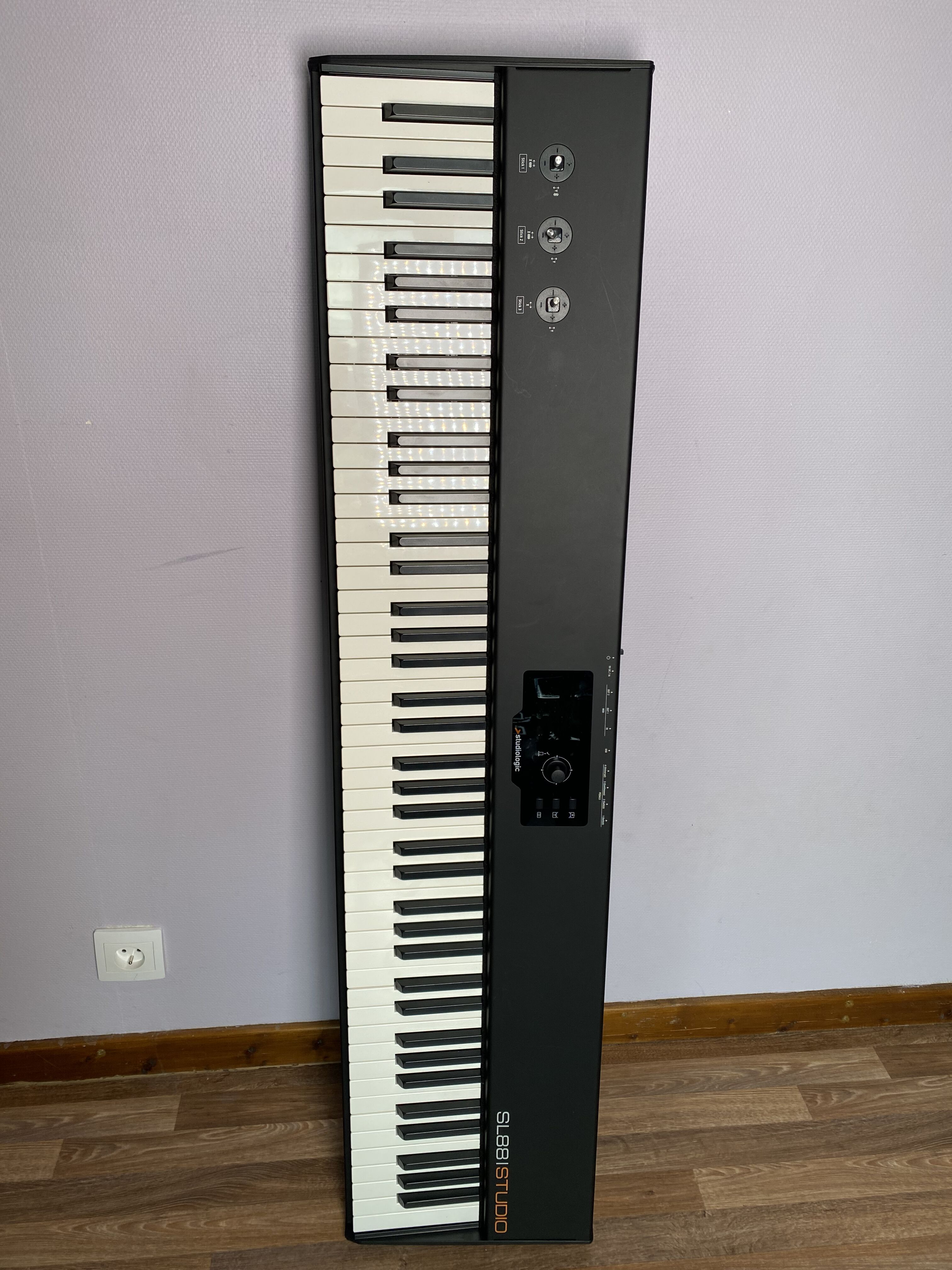 SL88 Studio - Fatar / Studiologic SL88 Studio - Audiofanzine