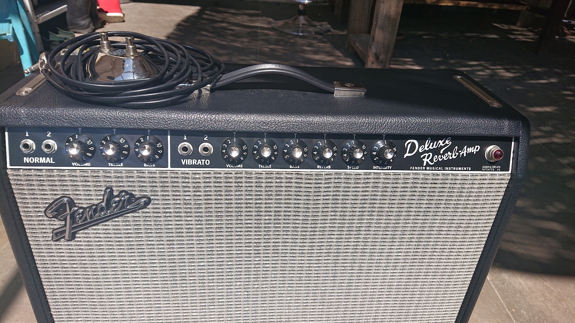 '65 Deluxe Reverb [1993-Current] Fender - Audiofanzine