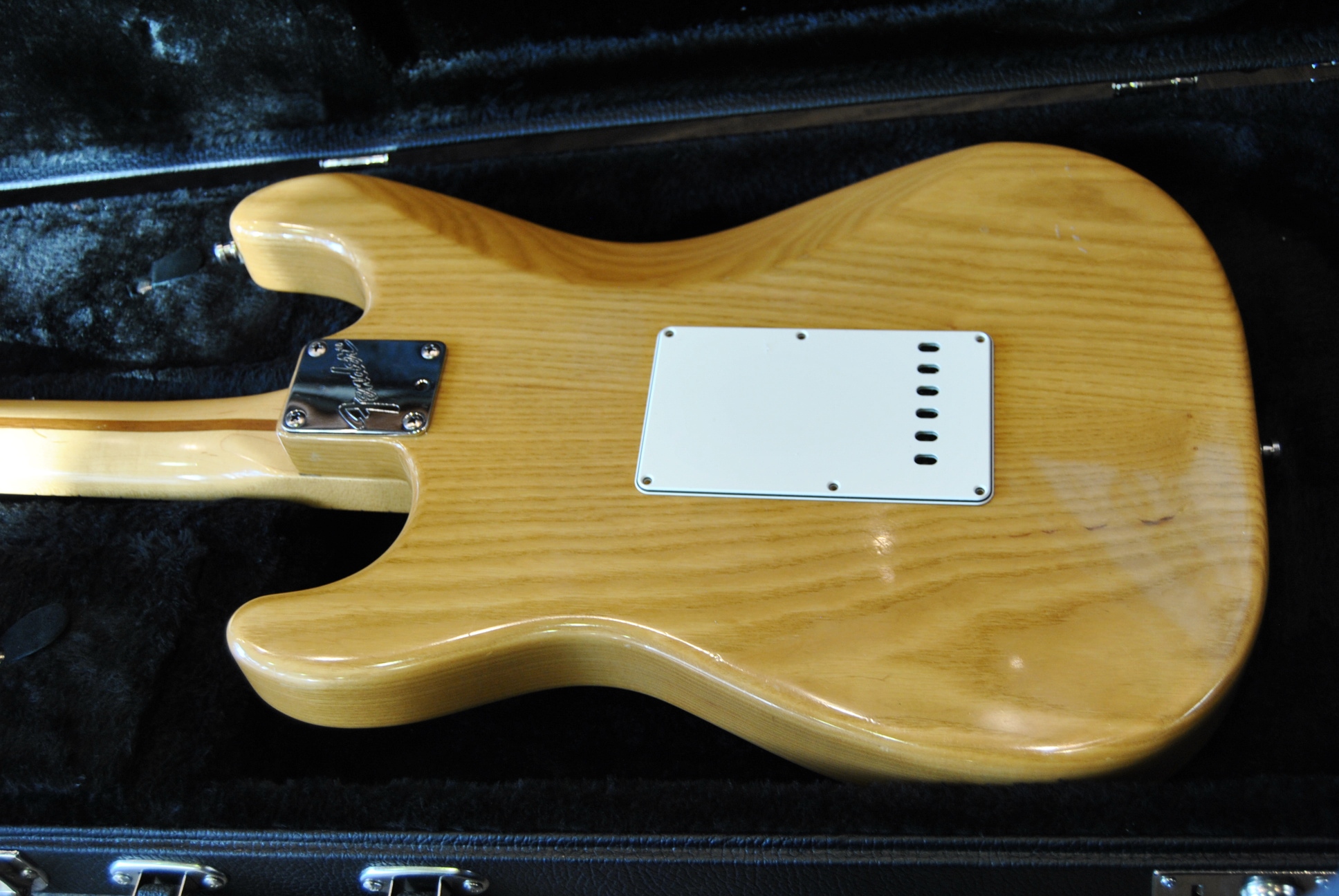 AMERICAN DELUXE STRAT PLUS - Fender American Deluxe Strat Plus ...