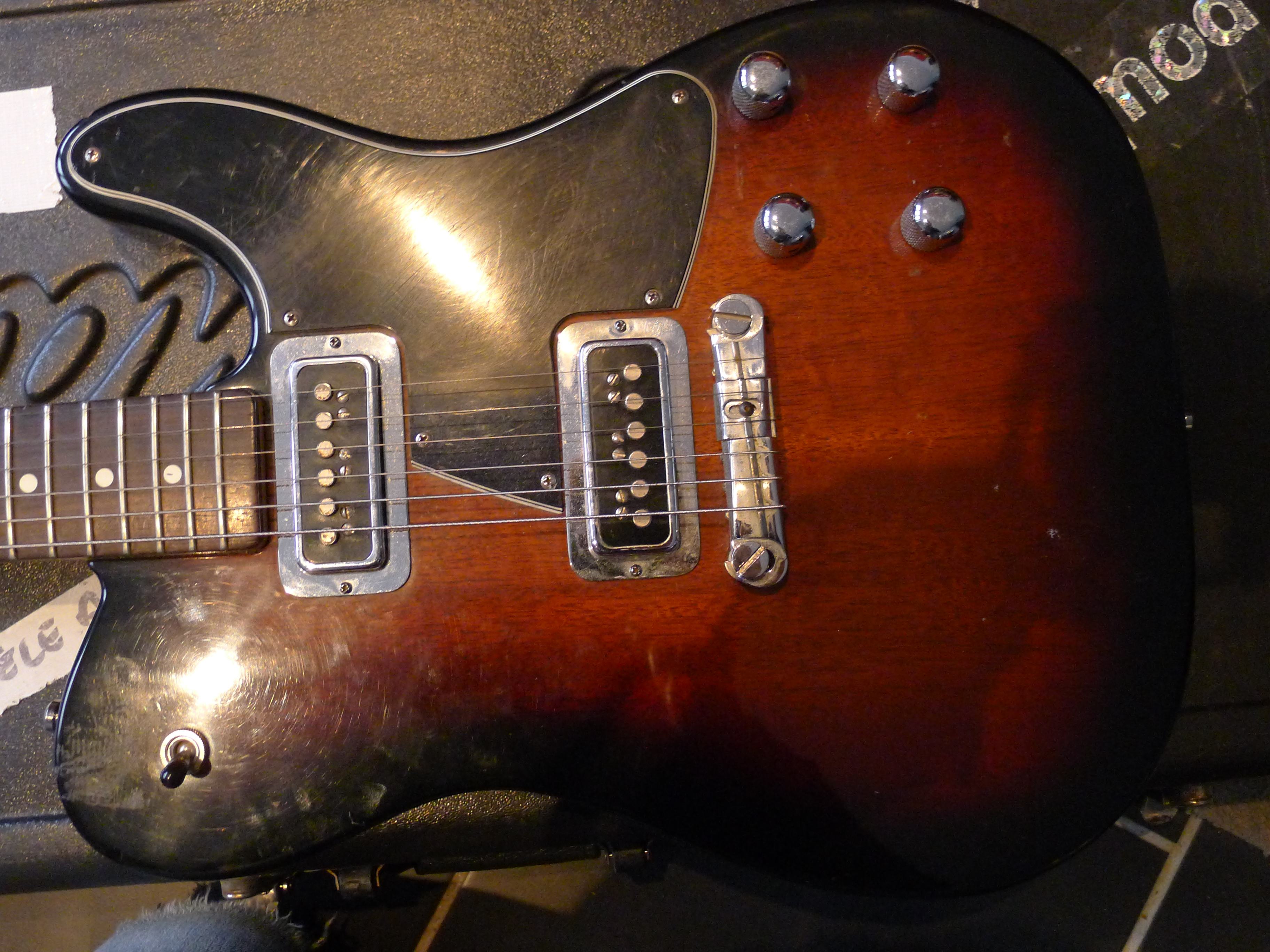 American Special Tele-Sonic Fender - Audiofanzine