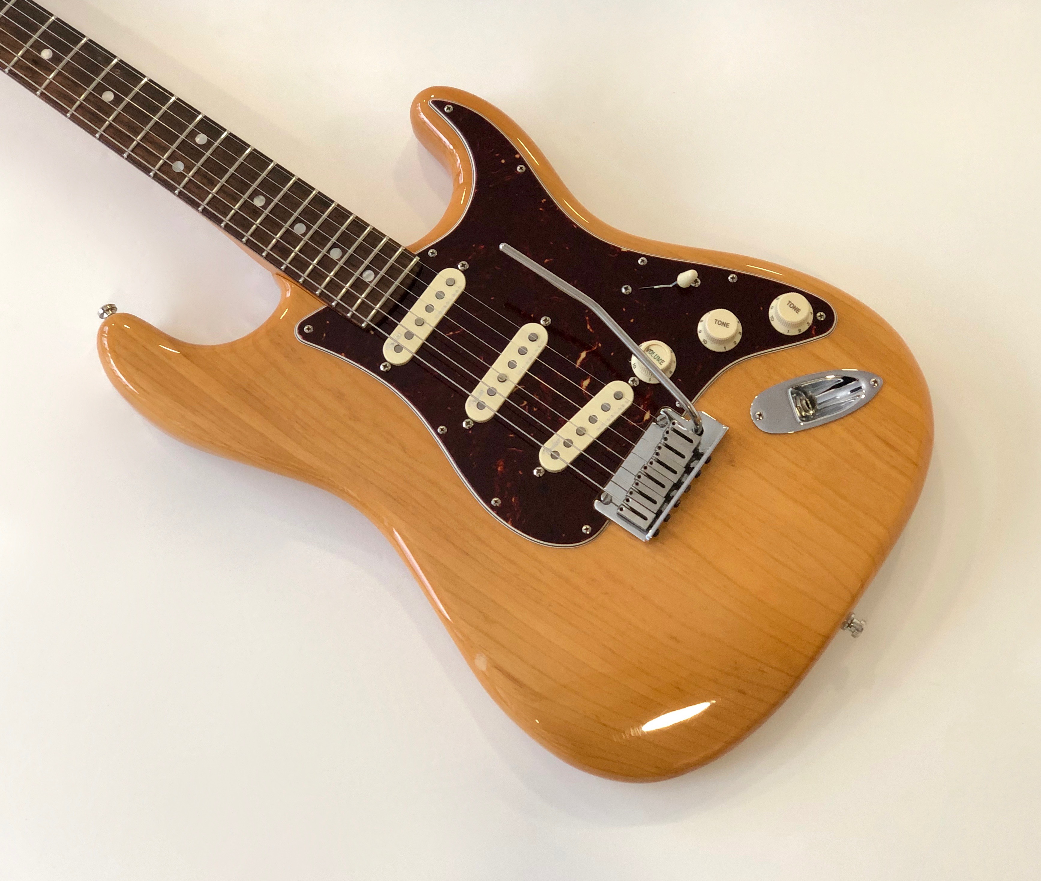 American Ultra Stratocaster Fender - Audiofanzine