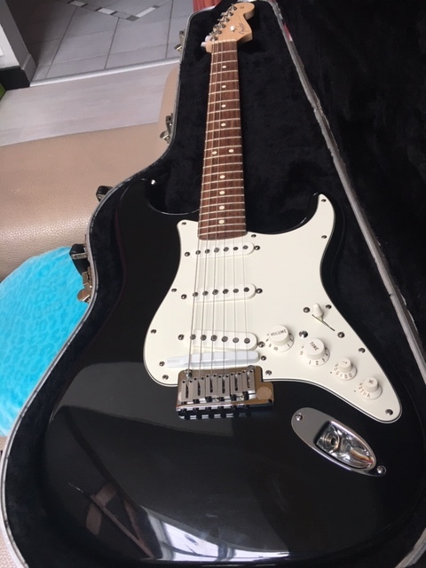 AMERICAN VG STRATOCASTER - Fender American VG Stratocaster - Audiofanzine