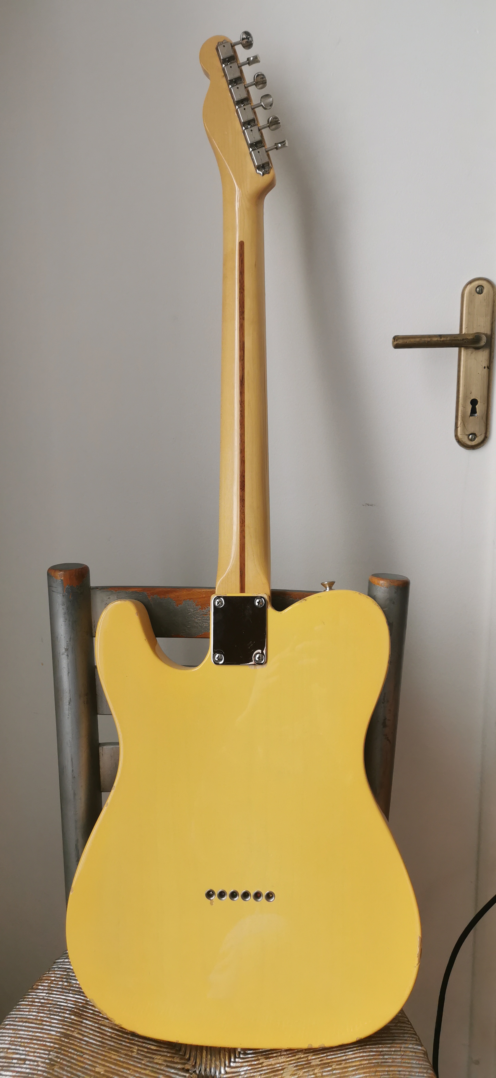 American Vintage '52 Telecaster [2012-2016] Fender - Audiofanzine