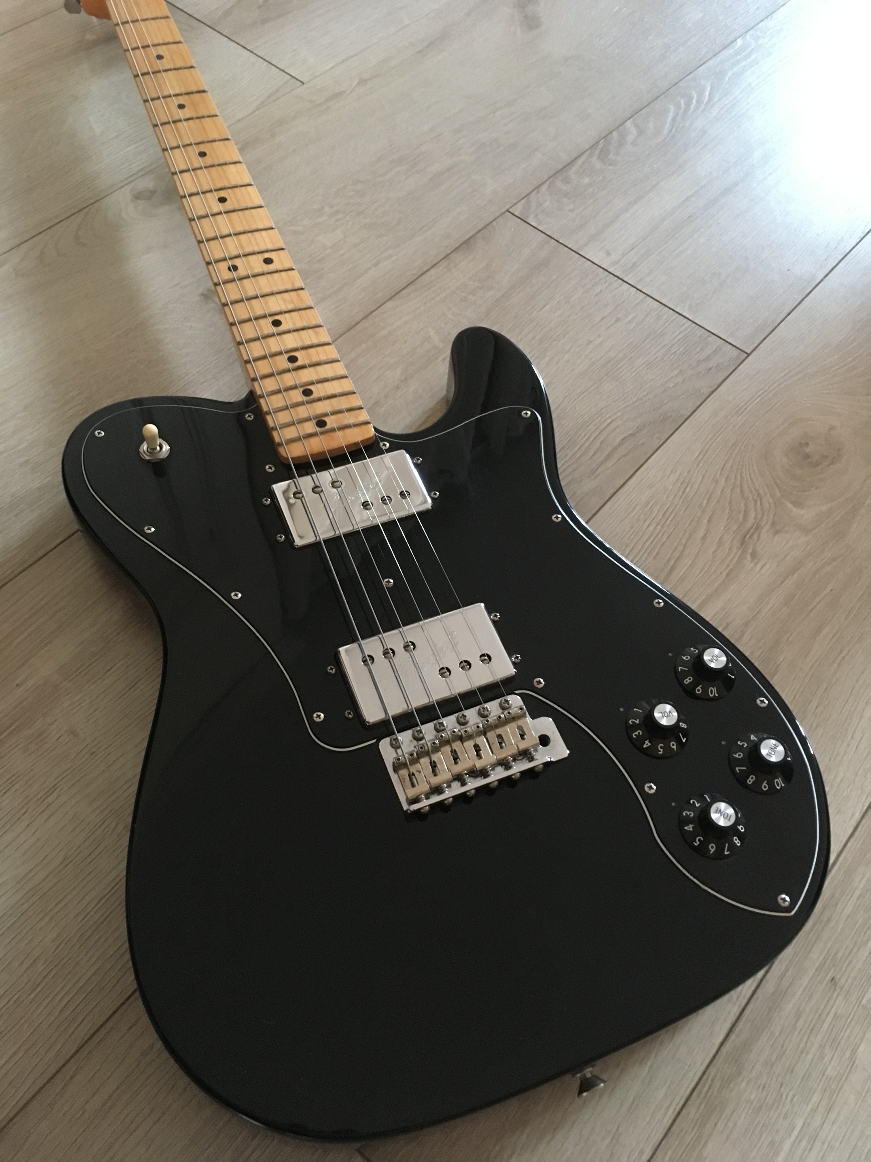 Classic '72 Telecaster Deluxe Fender - Audiofanzine