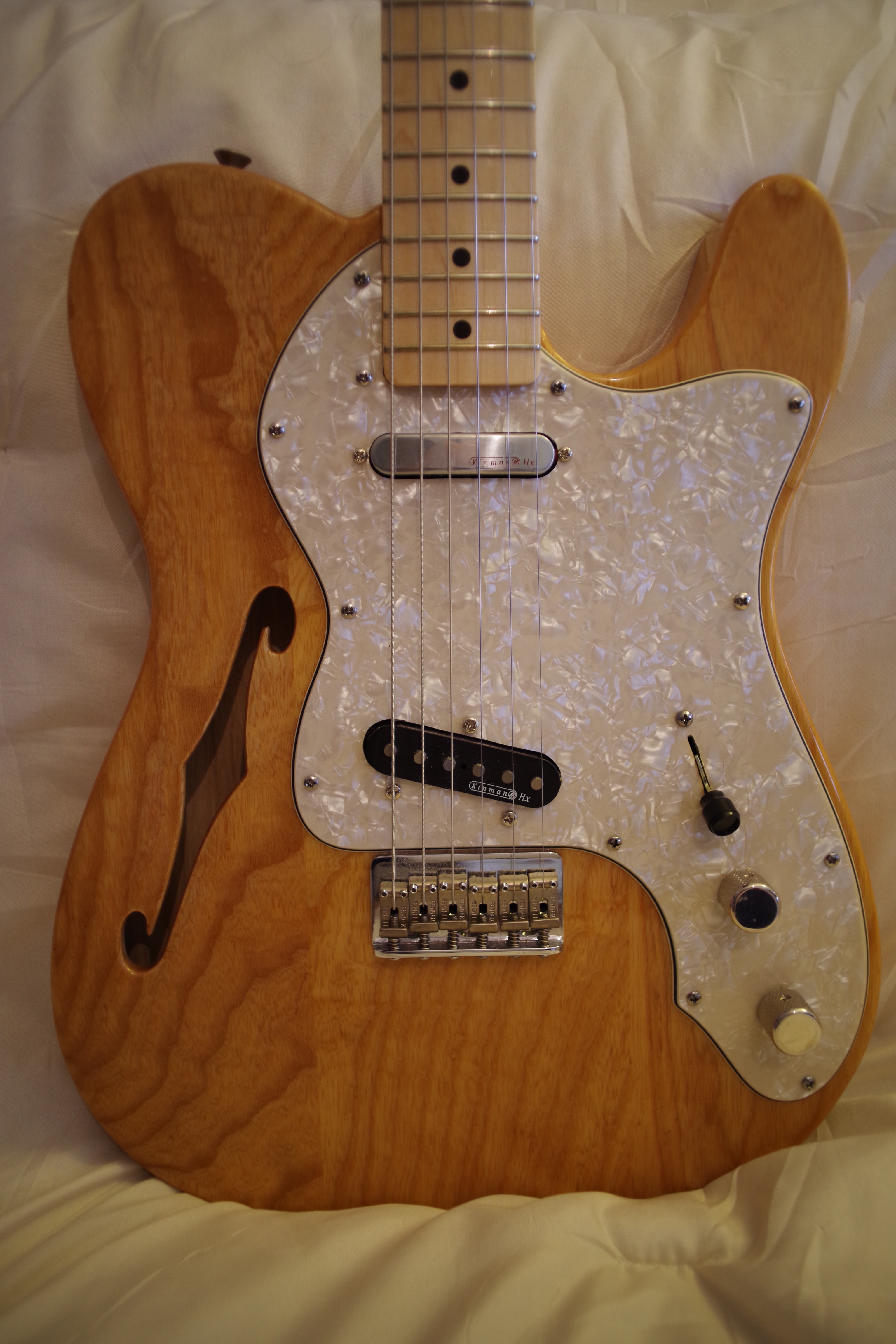 Classic '72 Telecaster Thinline Fender - Audiofanzine