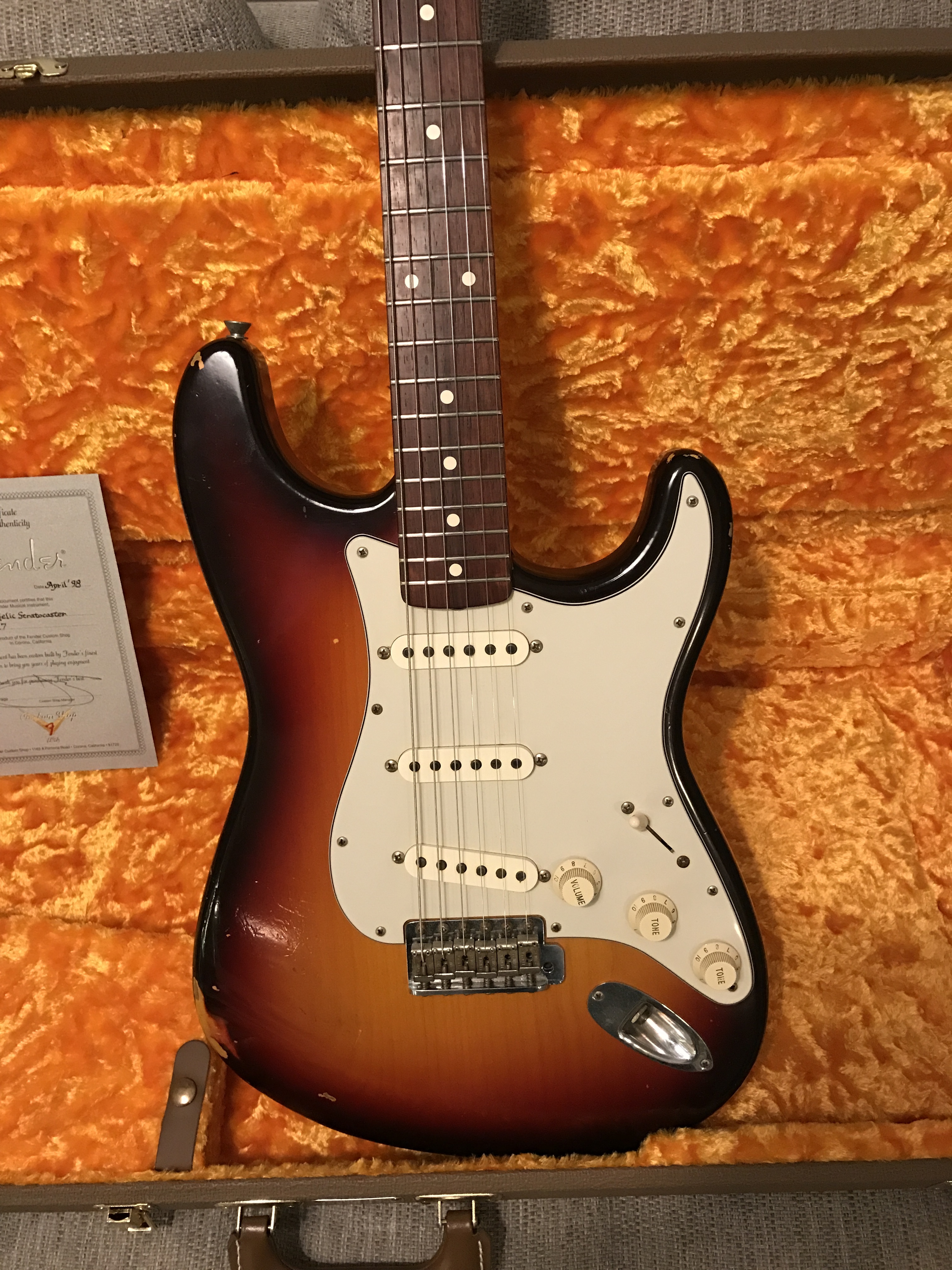 Custom Shop Relic Stratocaster Cunetto Fender - Audiofanzine
