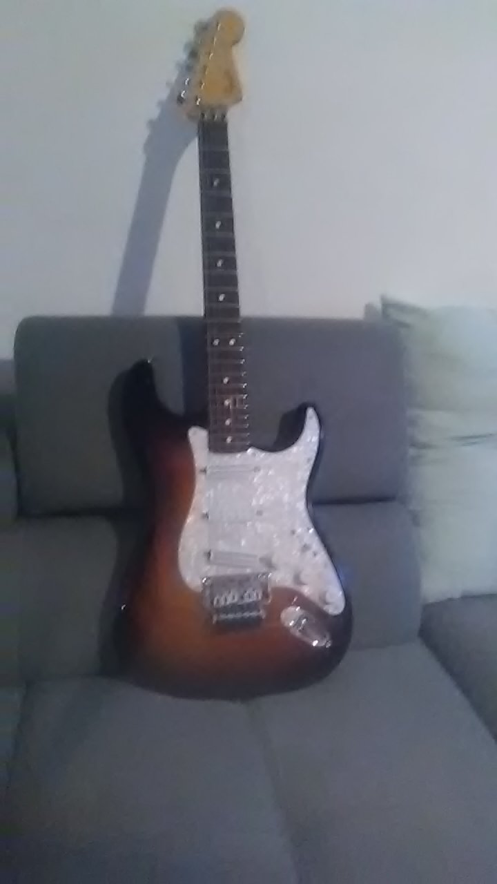 Dave Murray Stratocaster 2015 Fender - Audiofanzine