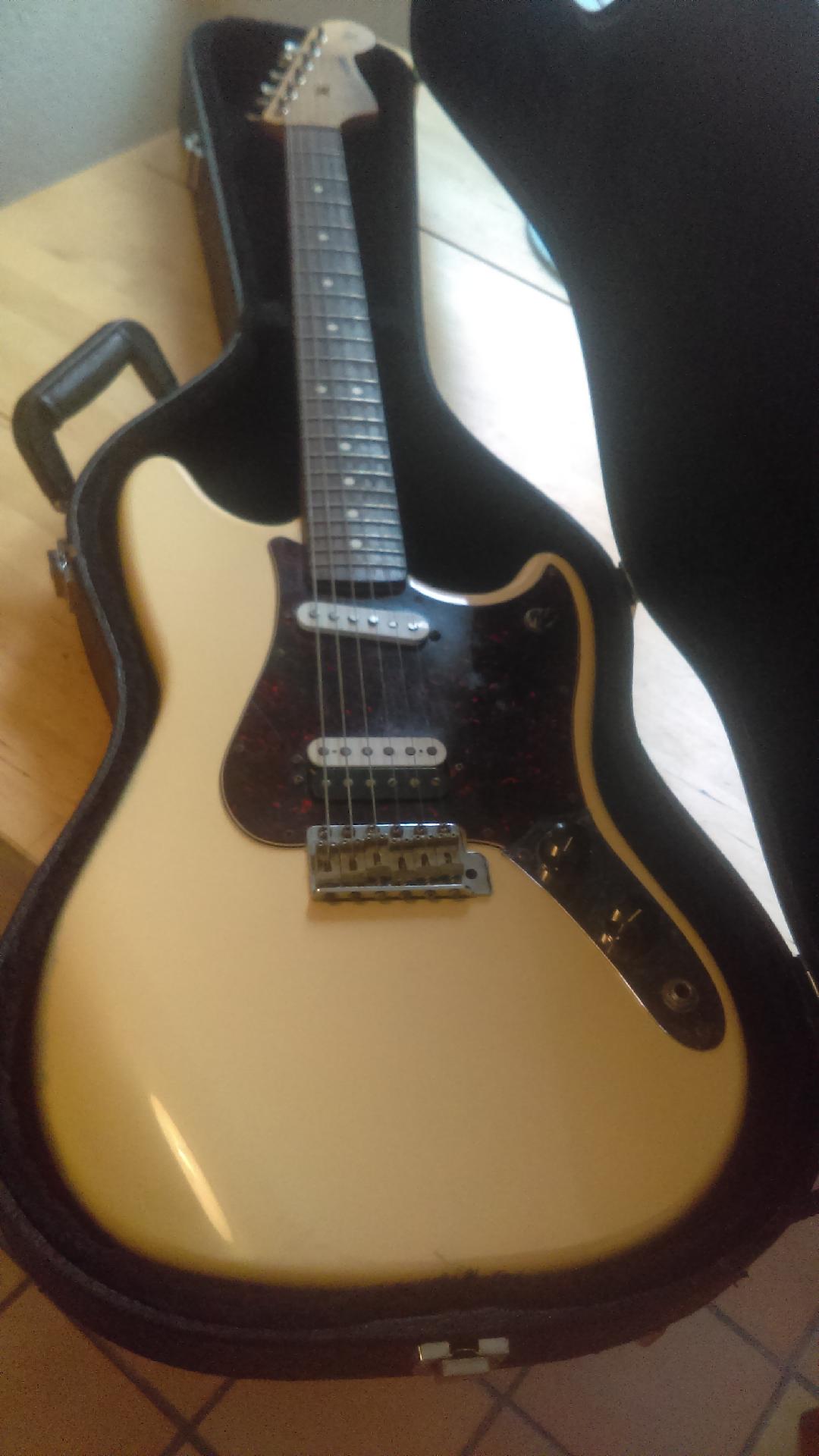 Deluxe Cyclone - Fender Deluxe Cyclone - Audiofanzine