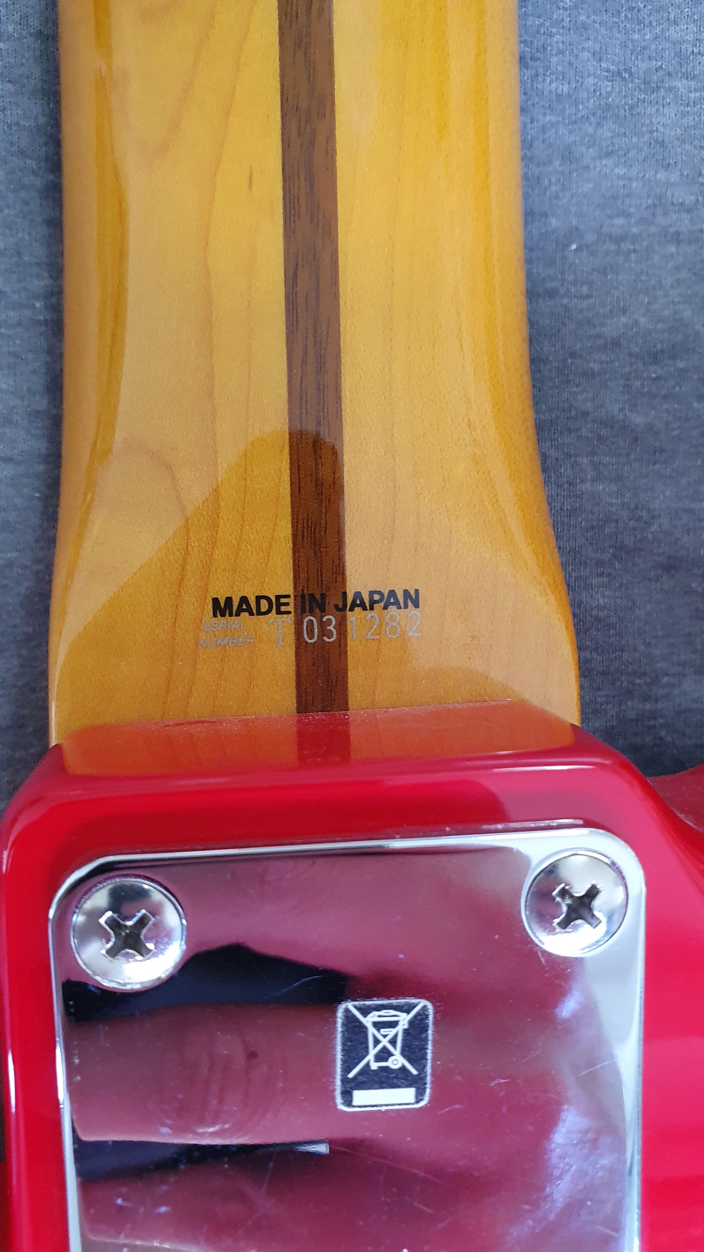 Deluxe Jaguar Bass - Fender Deluxe Jaguar Bass - Audiofanzine