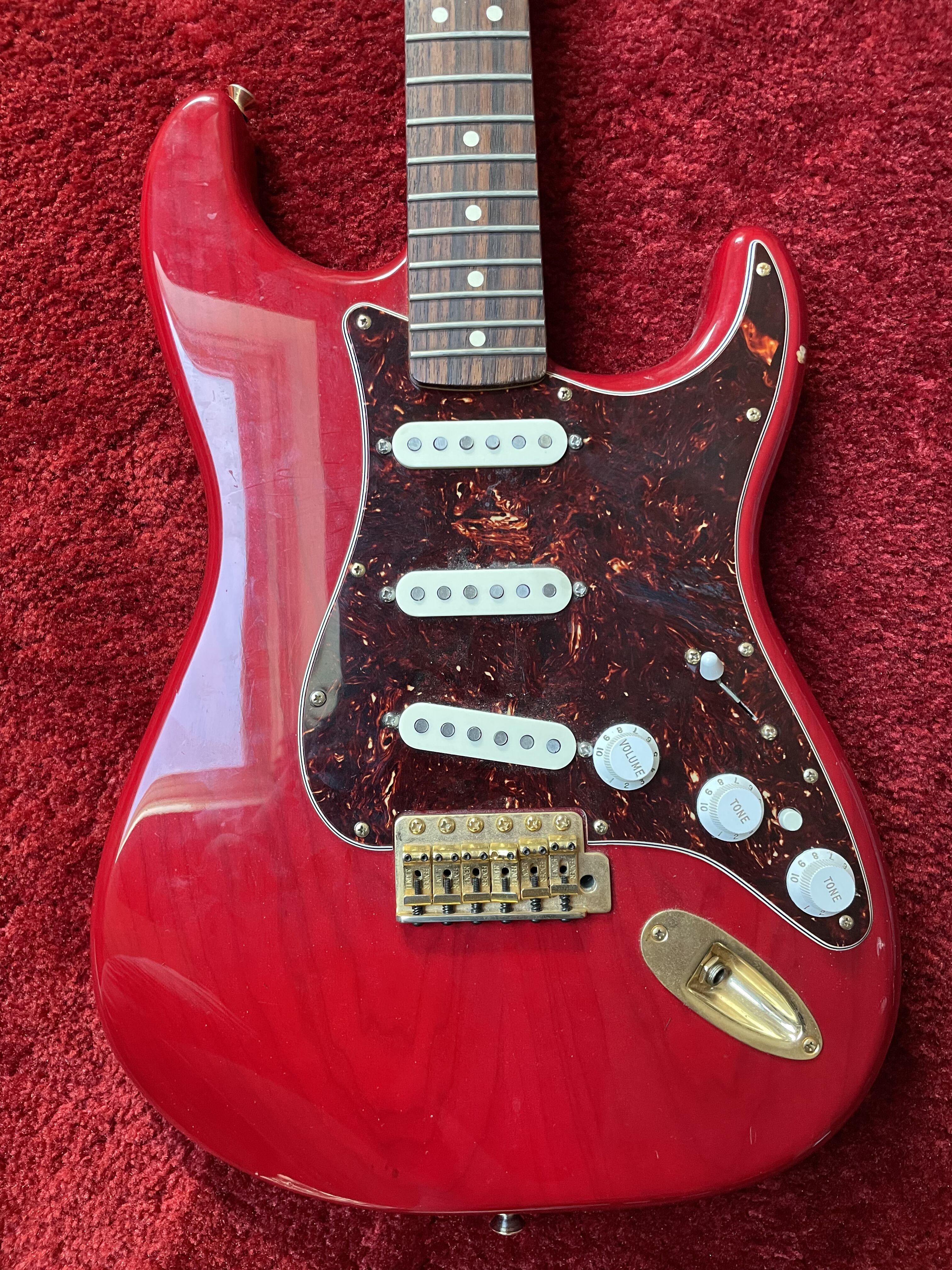 Deluxe Players Strat - Fender Deluxe Players Strat - Audiofanzine