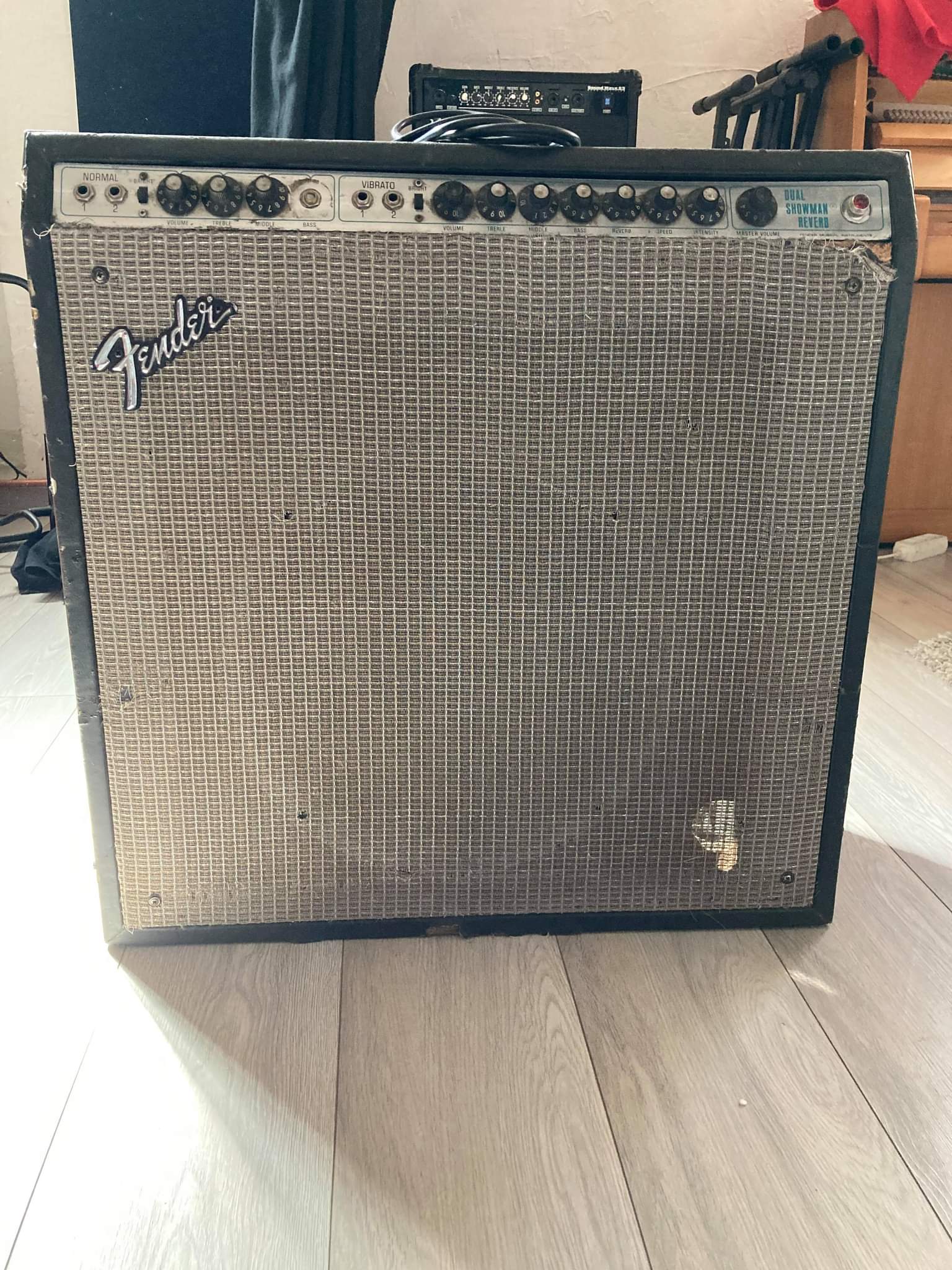 Dual Showman Reverb (SilverFace) Fender - Audiofanzine