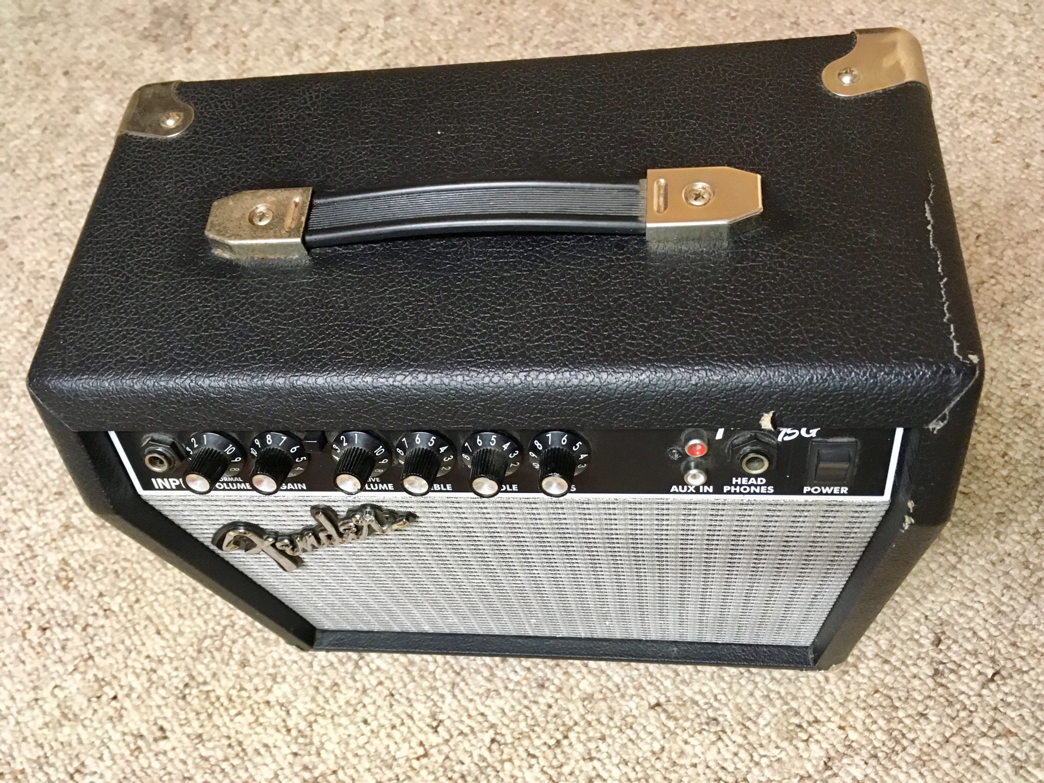 FM 15G - Fender FM 15G - Audiofanzine