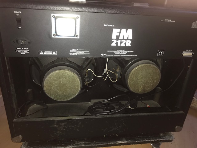FM 212R - Fender FM 212R - Audiofanzine