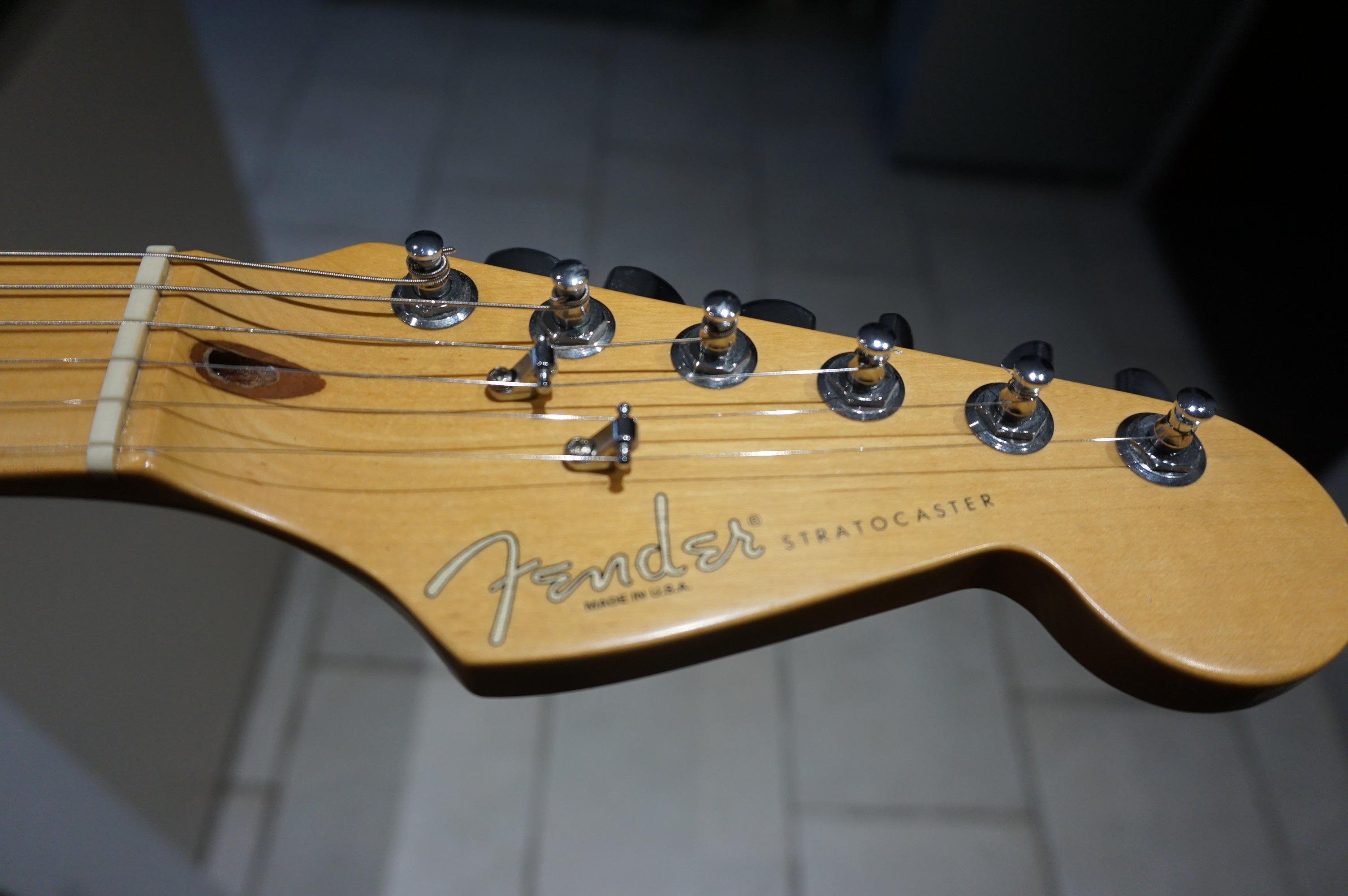 Hot Rodded American Big Apple Stratocaster Fender - Audiofanzine