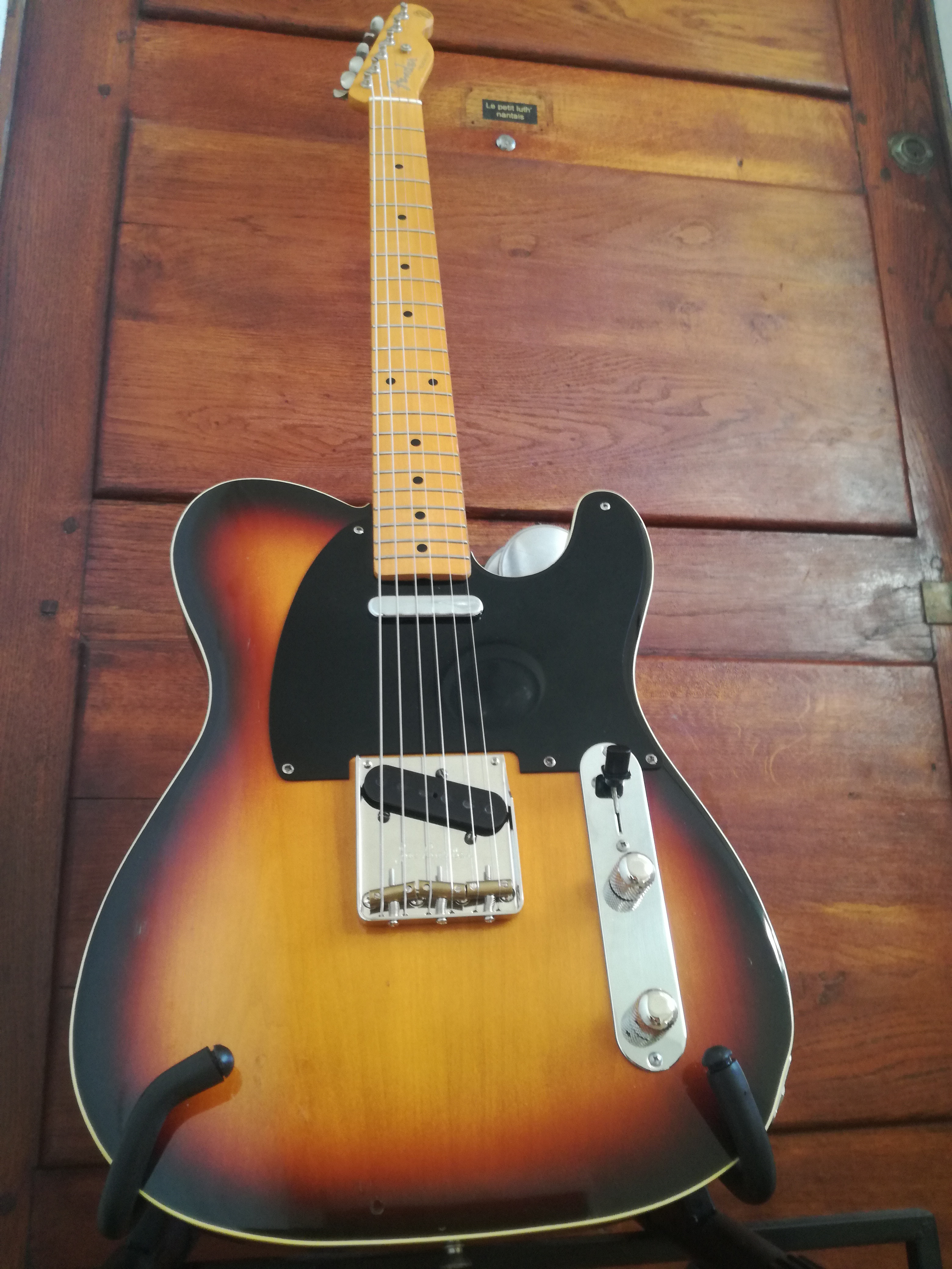 Jerry Donahue Telecaster Signature Fender - Audiofanzine