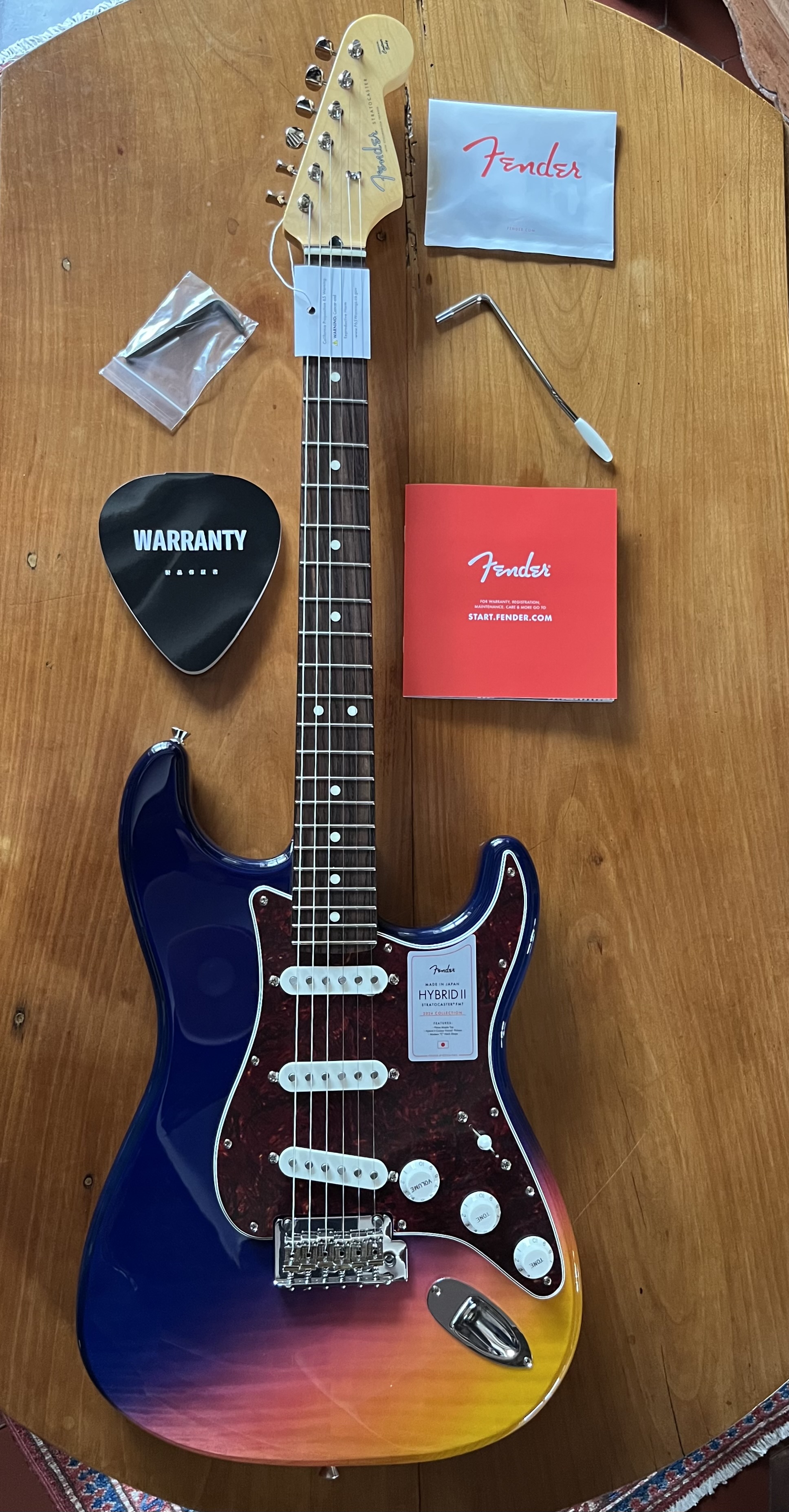 Made in Japan Hybrid II Stratocaster Fender - Audiofanzine