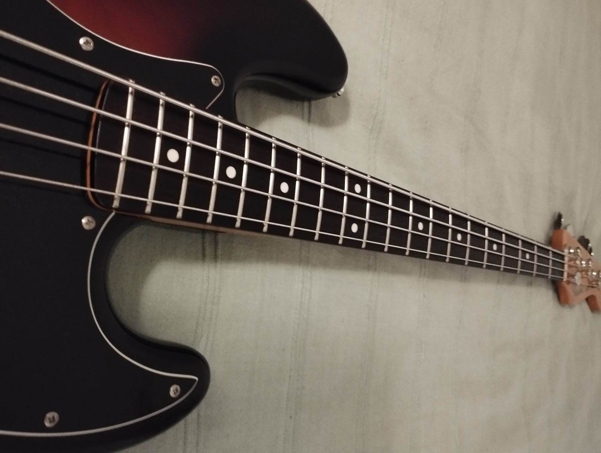 Modern Player Jazz Bass - Fender Modern Player Jazz Bass - Audiofanzine