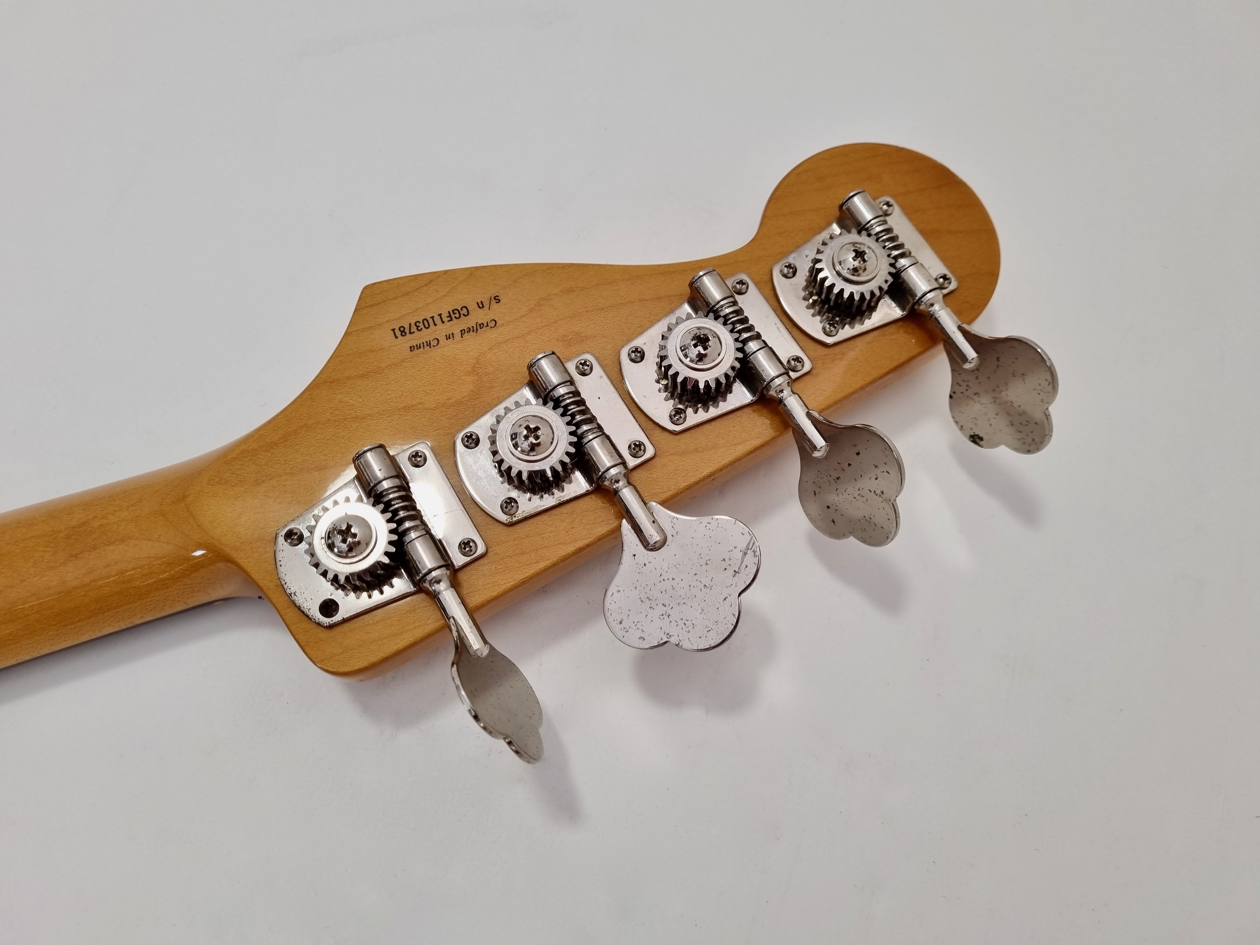 Modern Player Jazz Bass - Fender Modern Player Jazz Bass - Audiofanzine