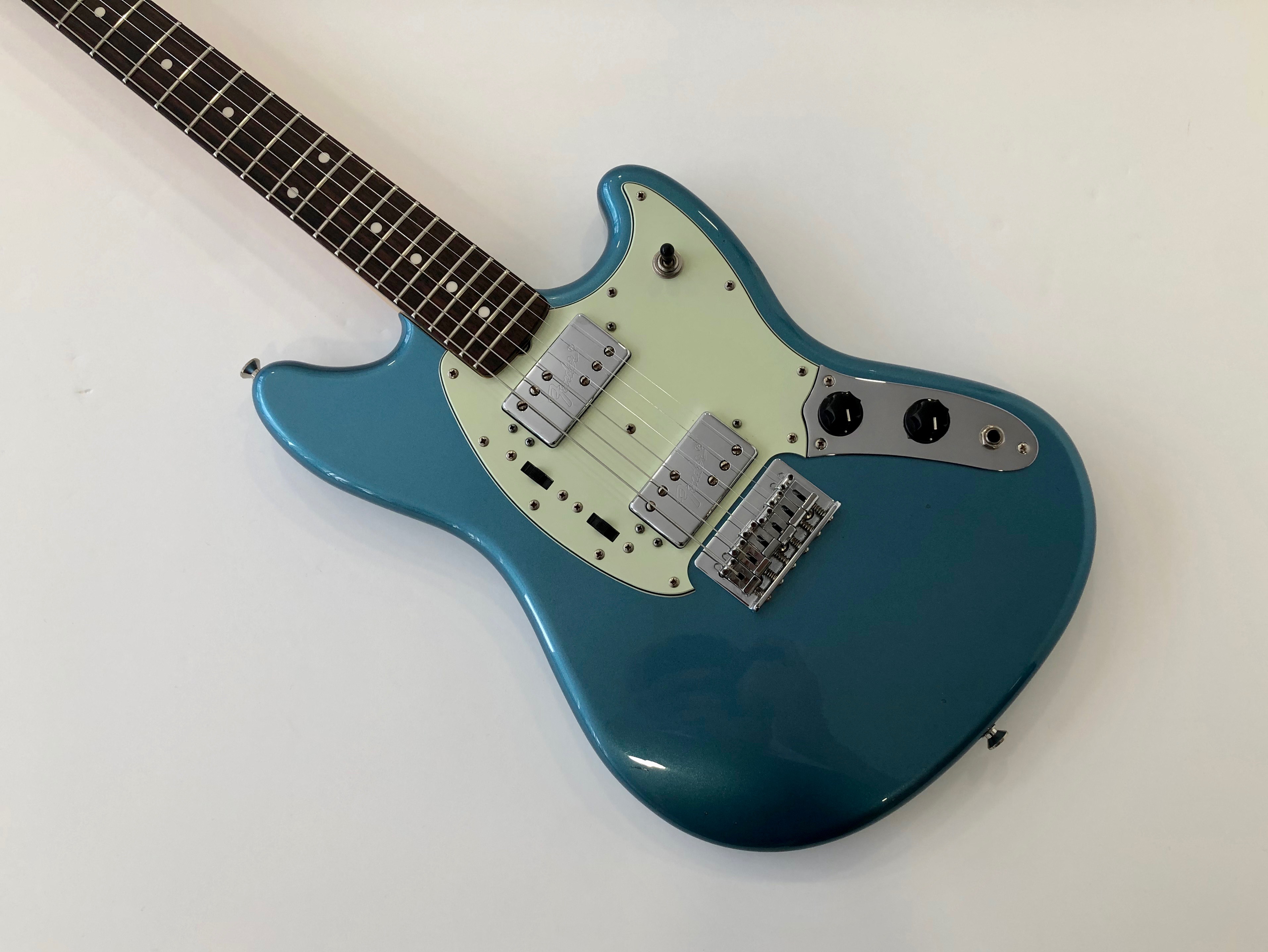 Pawn Shop Mustang Special - Fender Pawn Shop Mustang Special - Audiofanzine