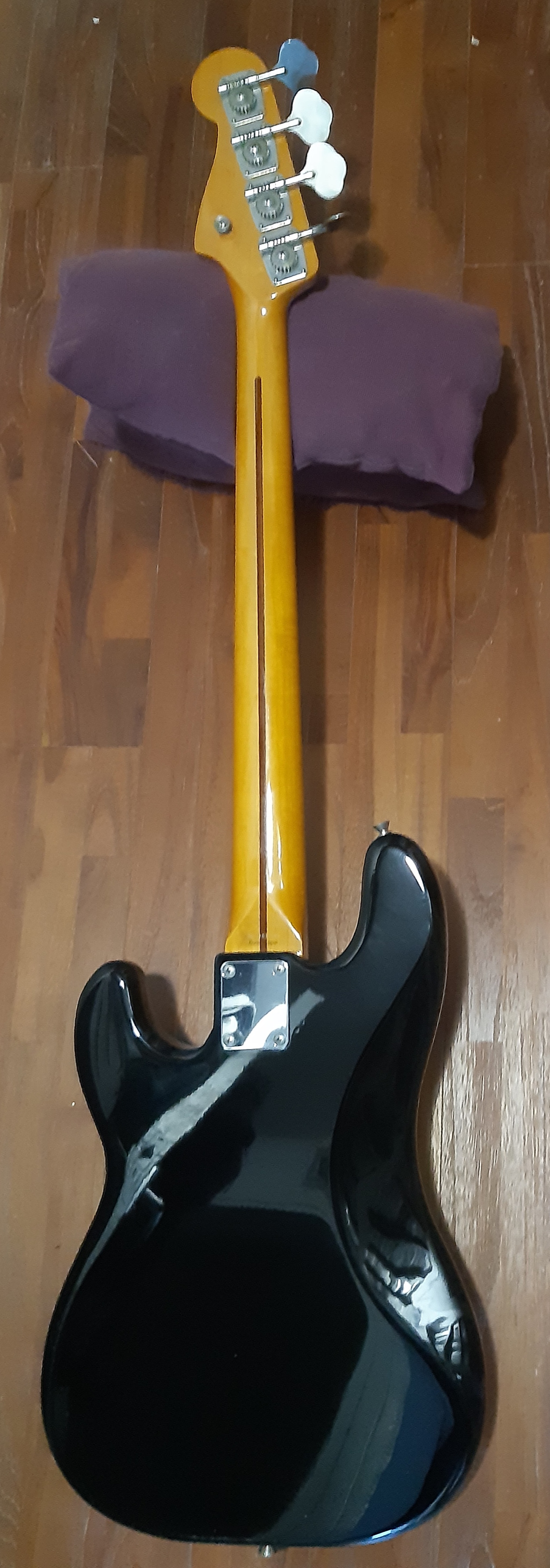 PB-57 - Fender PB-57 - Audiofanzine