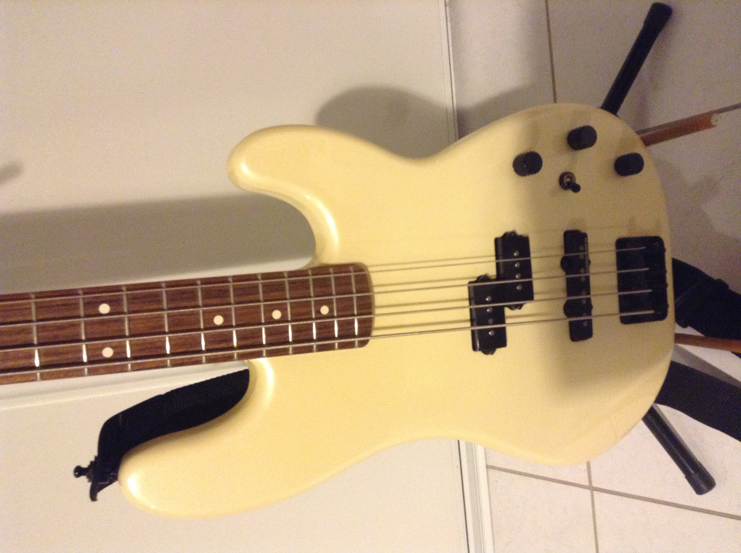 Photo Fender PJ-555 Jazz Bass Special : Fender Jazz Bass Special ...