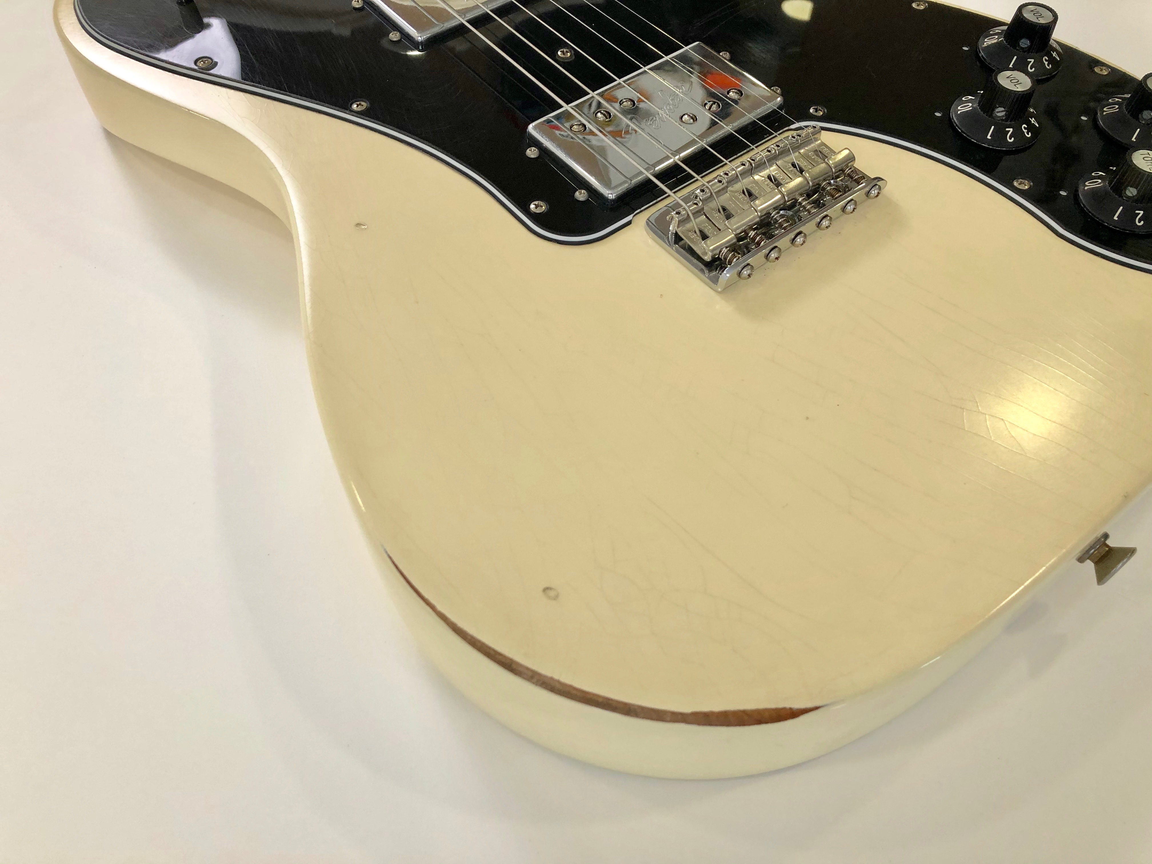 Road Worn '72 Telecaster Deluxe Fender - Audiofanzine