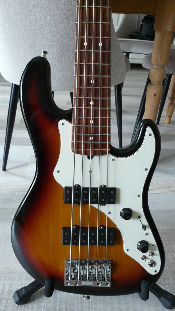 Roscoe Beck Bass V - Fender Roscoe Beck Bass V - Audiofanzine