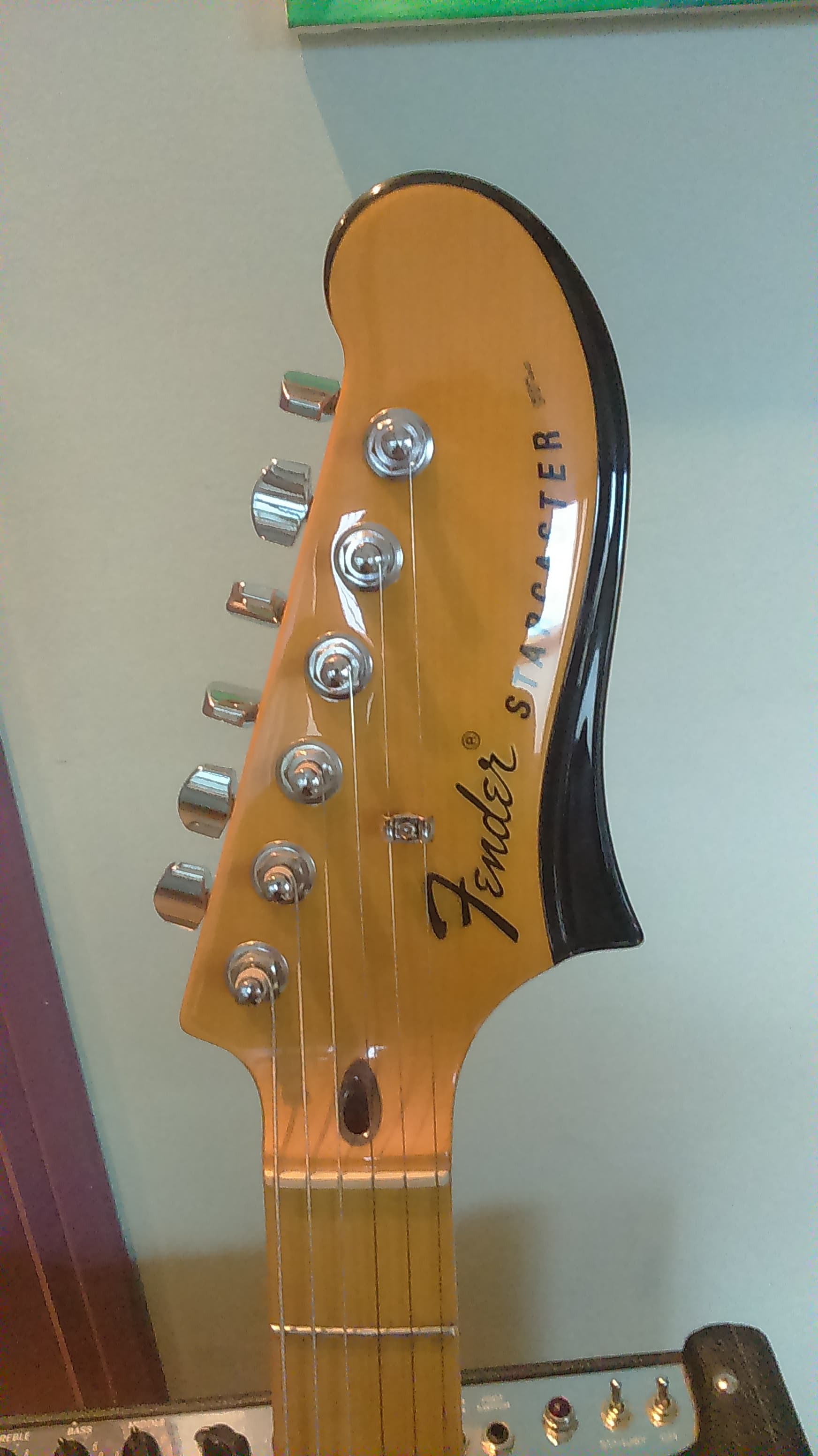 Special Edition Starcaster Guitar Fender - Audiofanzine