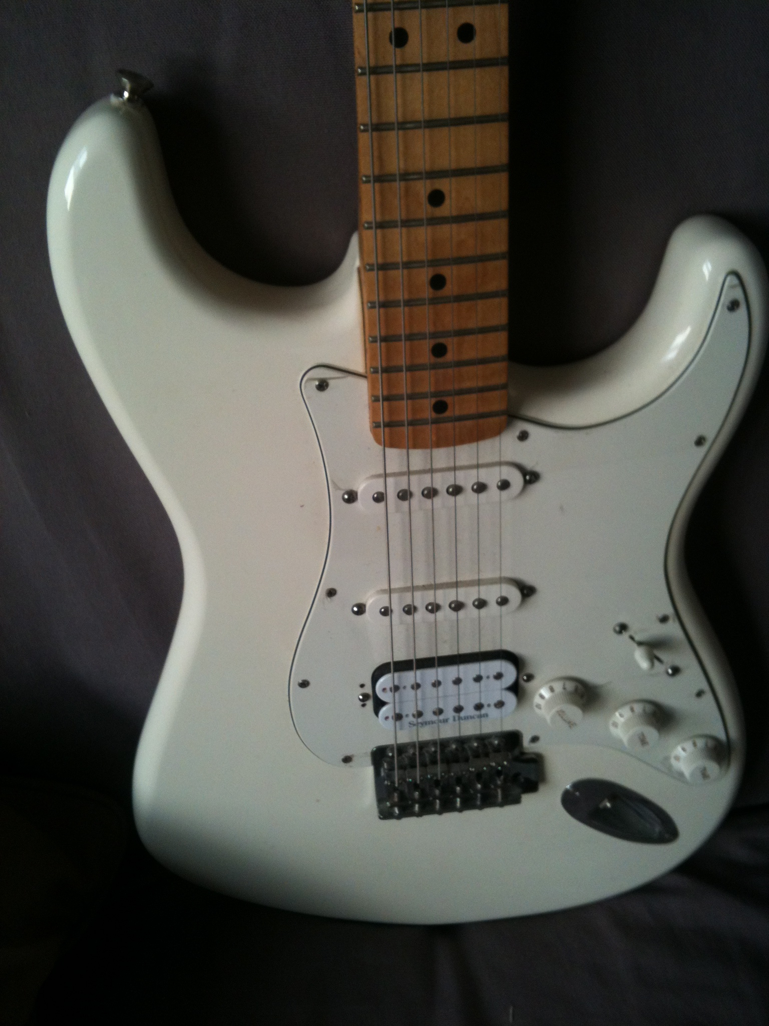 Photo Fender Standard Stratocaster HSS [2006-2008] : Fender ...