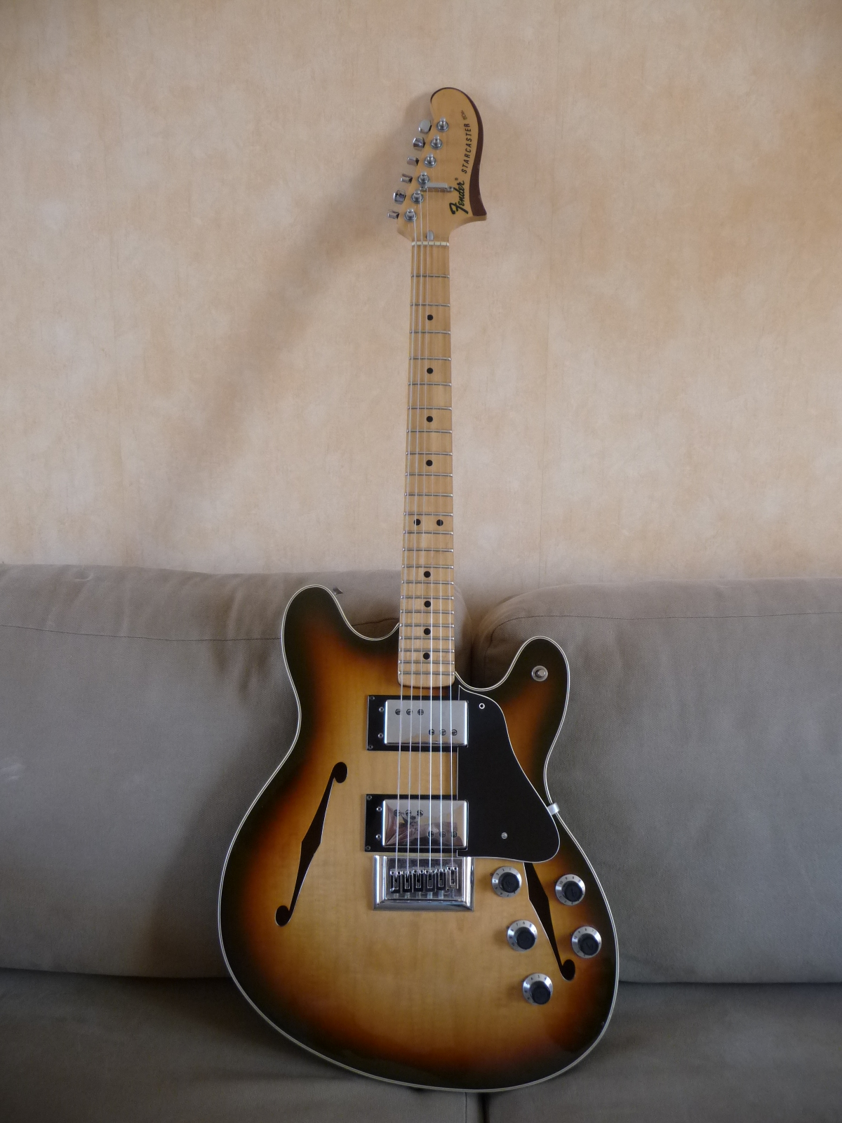 The sexy guitar thread: post pictures of guitars you are GASing for ...