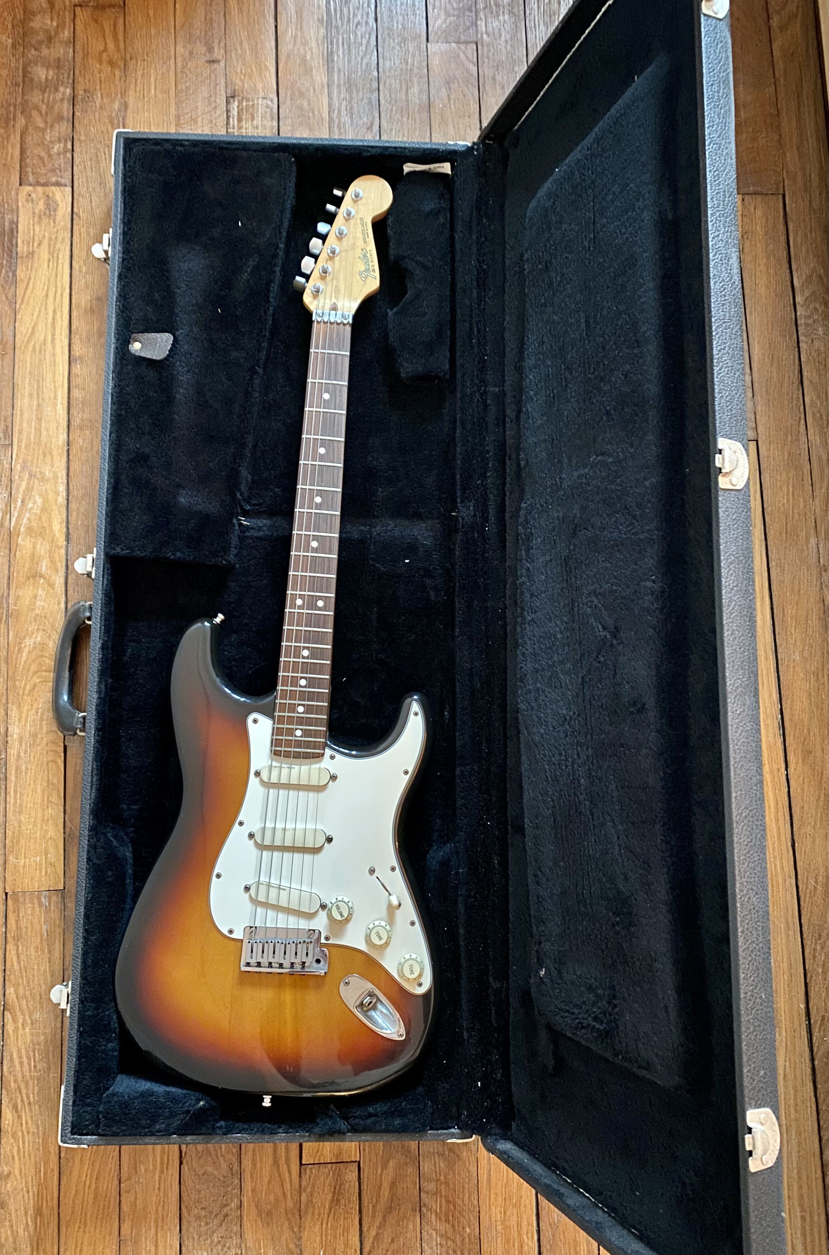 Strat Plus [1987-1999] - Fender Strat Plus [1987-1999] - Audiofanzine